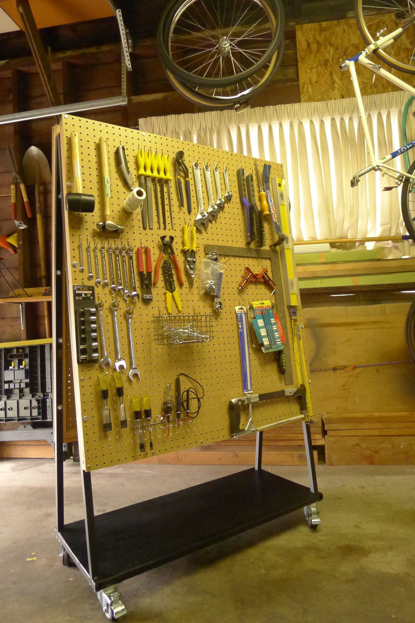 Build a Peg Board Tool Cart (by Brad Justinen) : 16 Steps (with ...