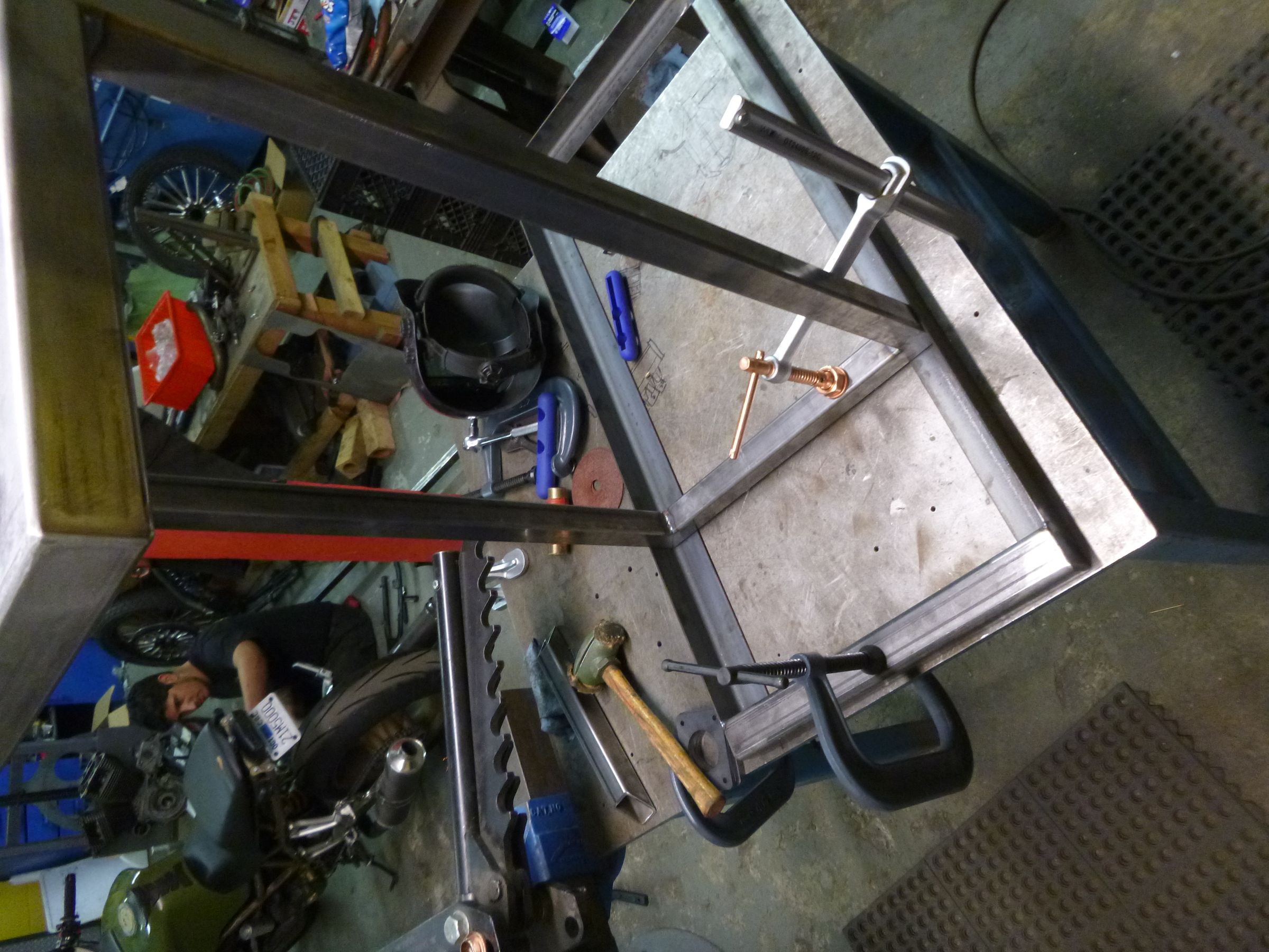 Rolling Tool Cart With Shelves : 9 Steps (with Pictures) - Instructables