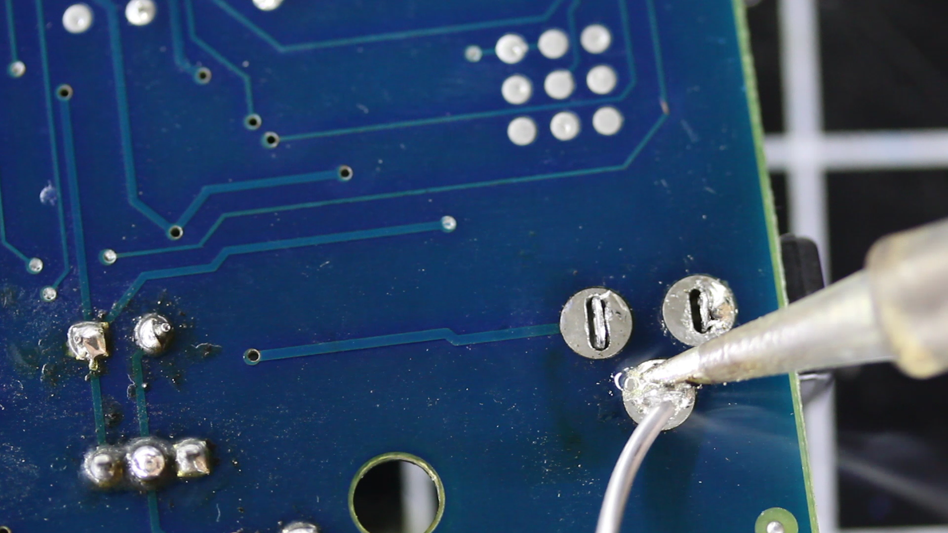 Soldering Through Hole Components | Soldering Basics : 8 Steps (with ...