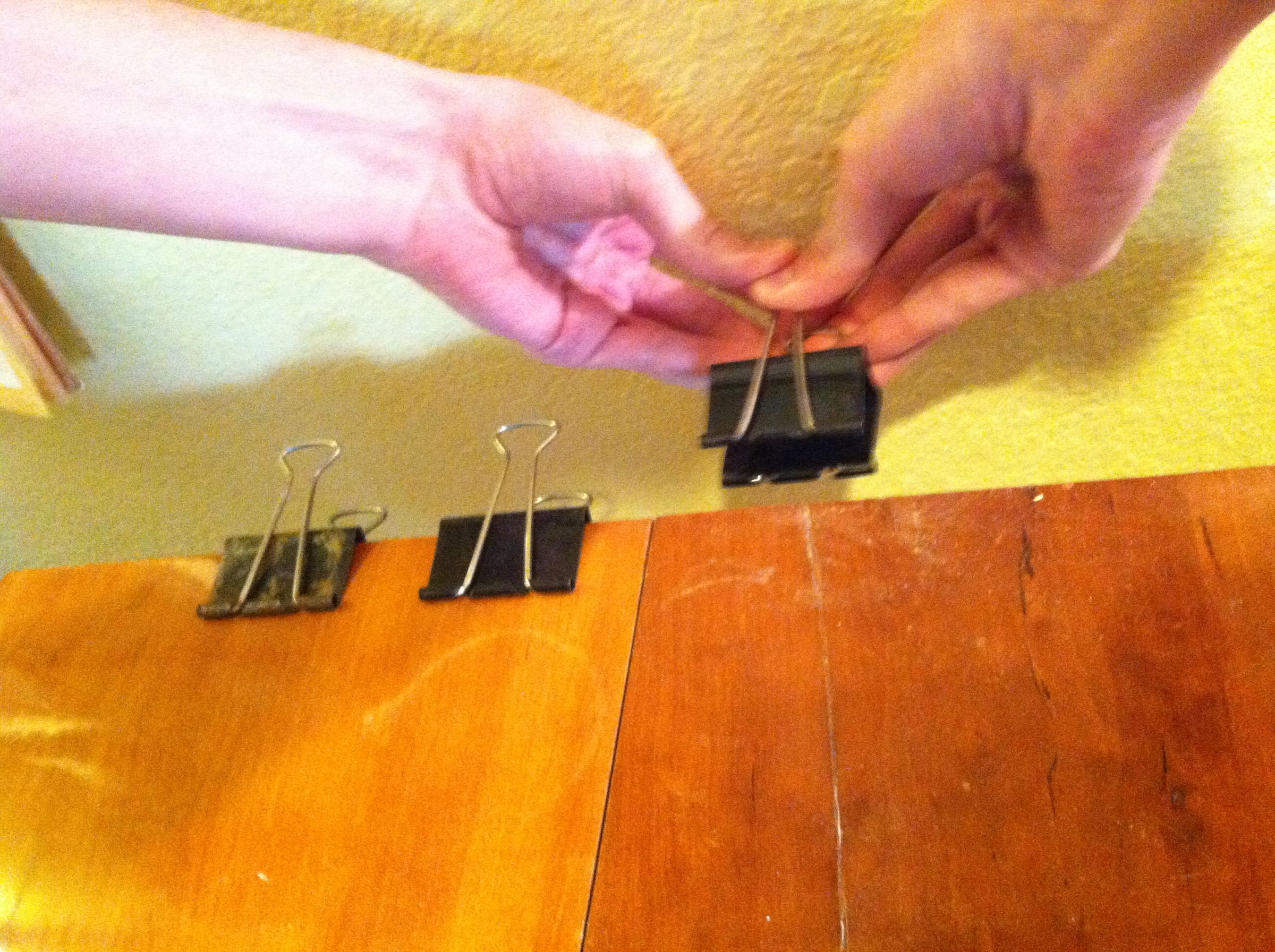 Desk Cord Management Using Binder Clips : 4 Steps - Instructables