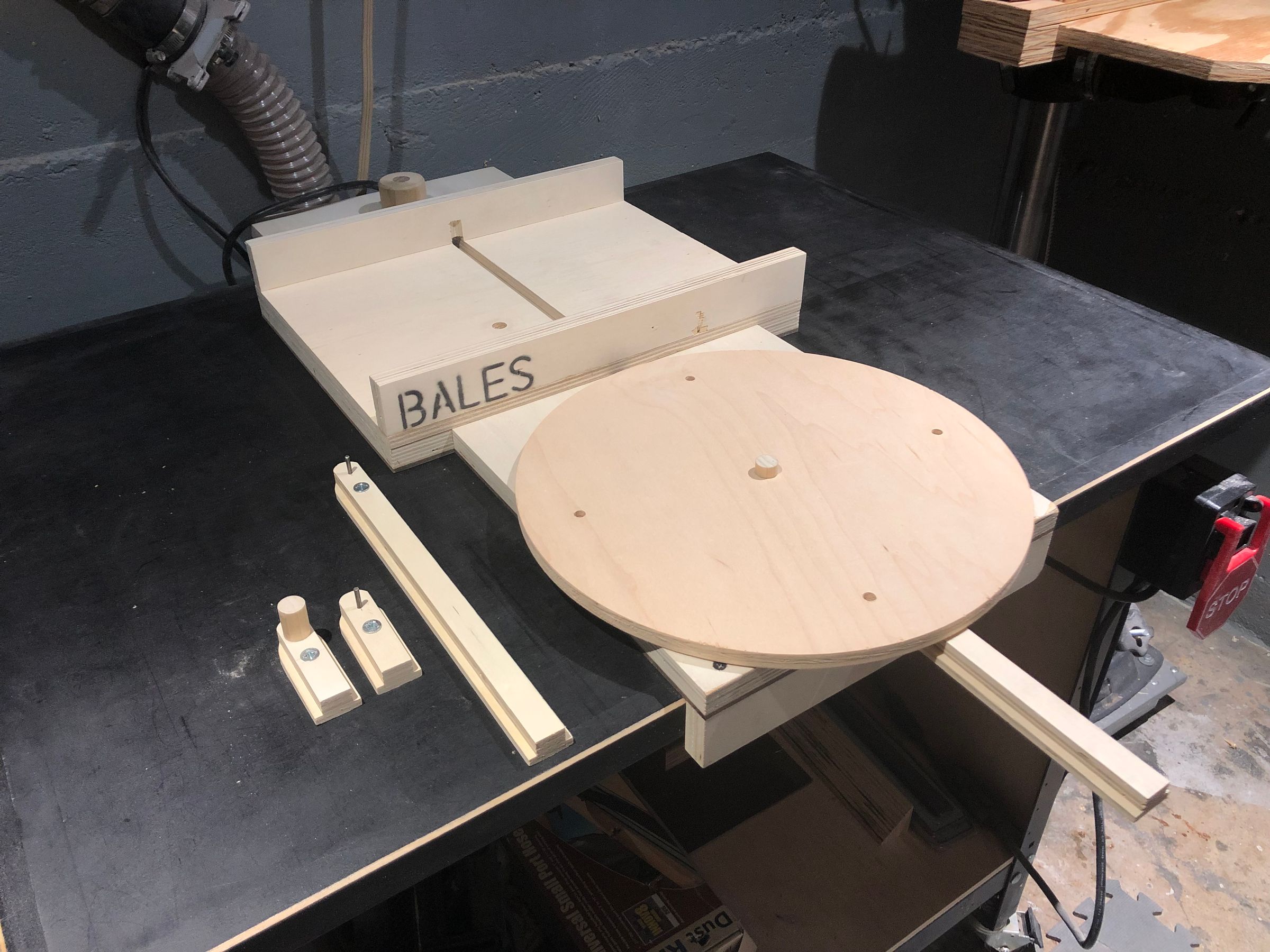 The Multi-Function Router Table Jig : 12 Steps (with Pictures ...