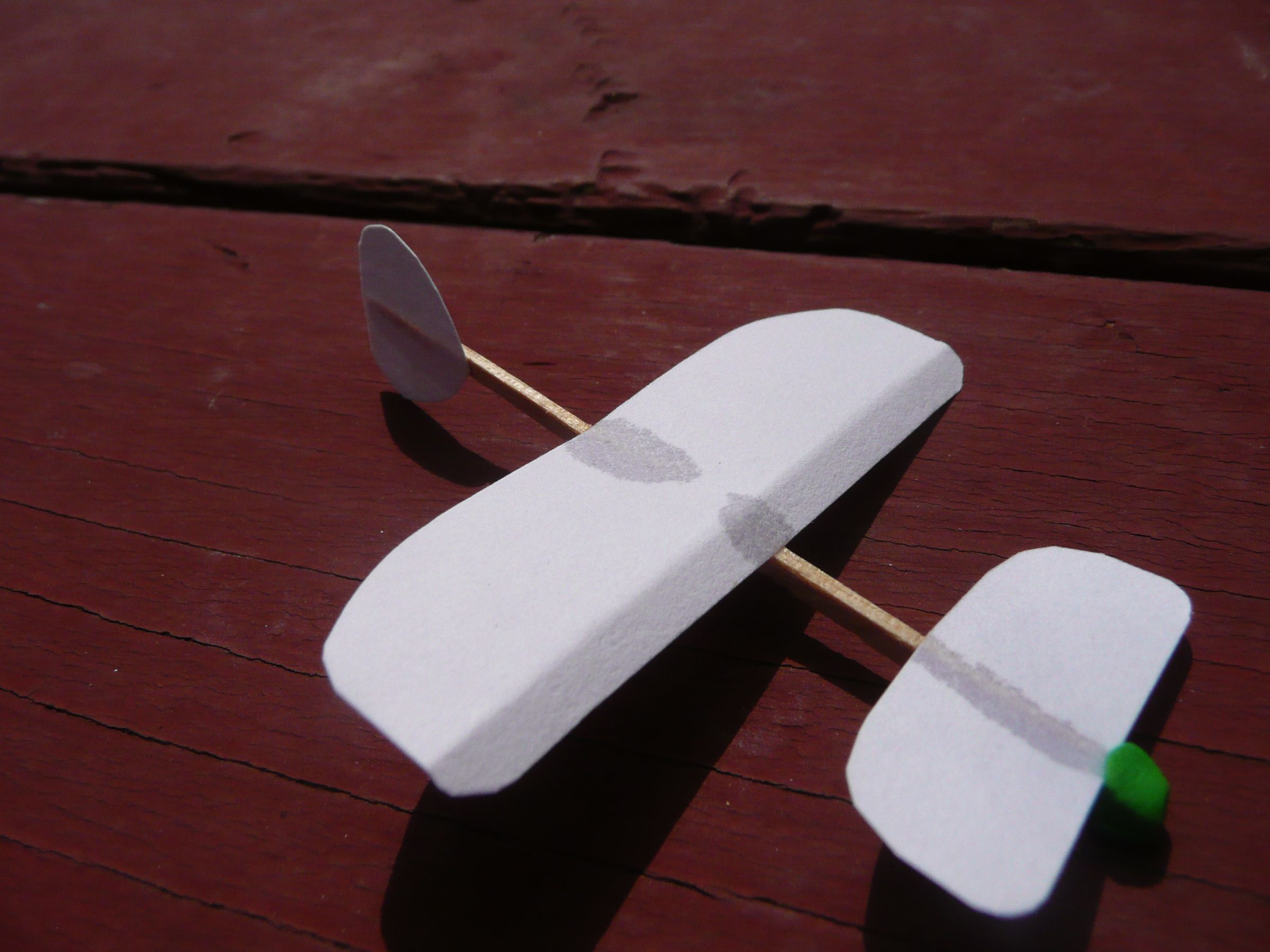 Simple Micro Toothpick Gliders! : 6 Steps (with Pictures) - Instructables