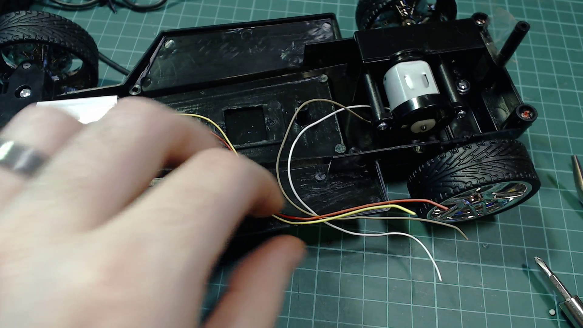 Simple WiFi Controlled RC Car : 7 Steps (with Pictures) - Instructables