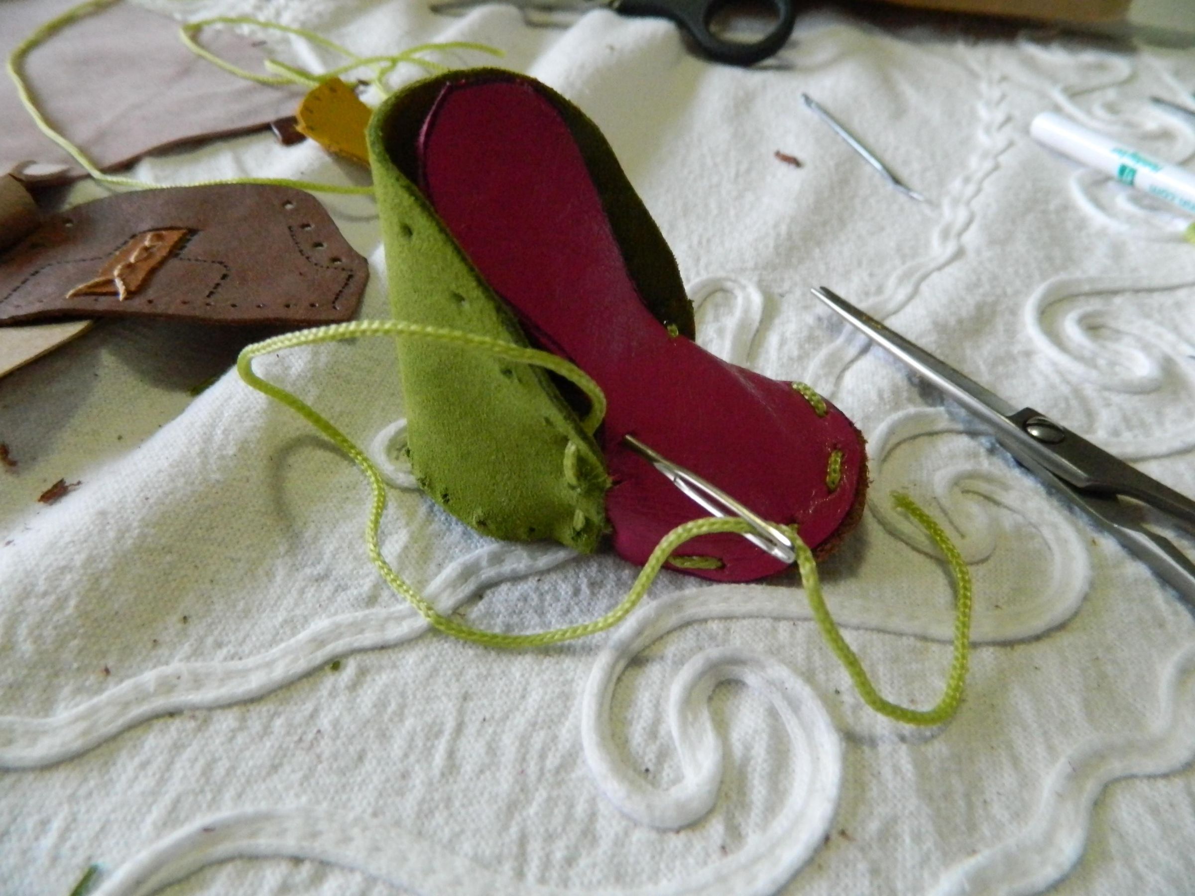 Leather Shoe Key Chain : 14 Steps (with Pictures) - Instructables