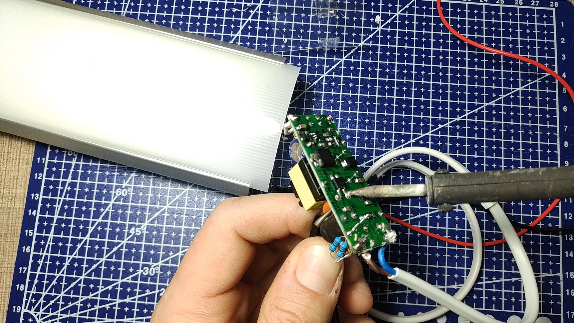 Repair a Broken LED Light Fixture : 5 Steps - Instructables