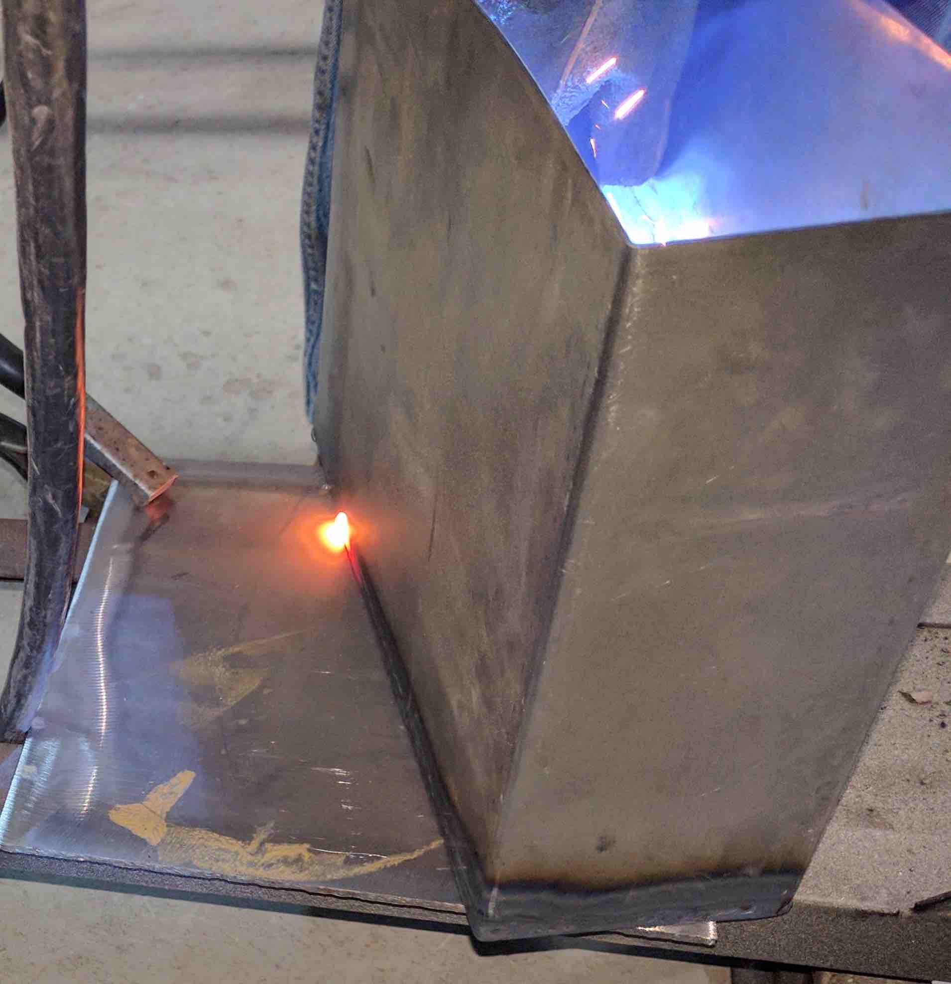 CNC Plasma / Water Table Design : 21 Steps (with Pictures) - Instructables