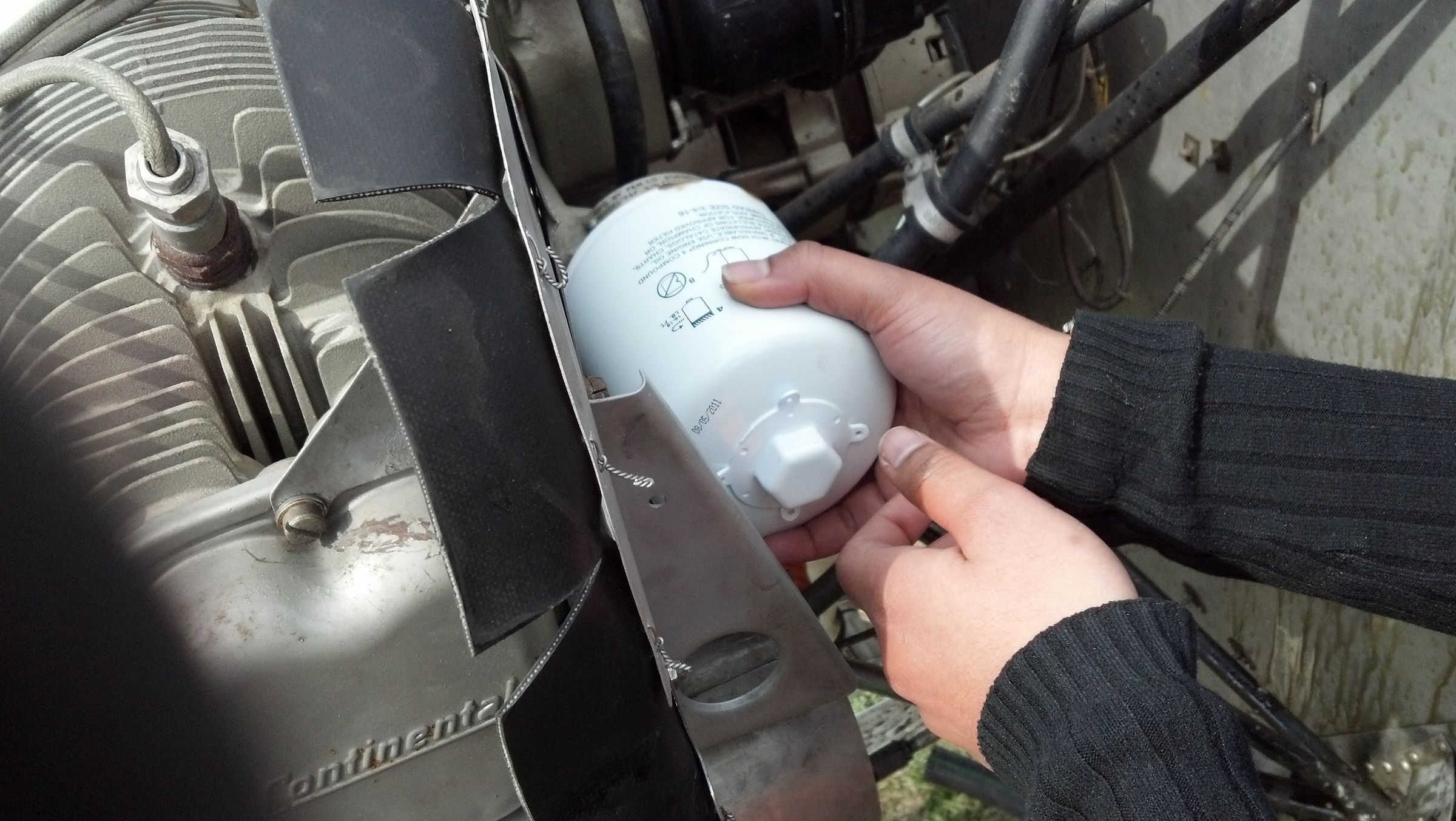 Aircraft Oil Change : 12 Steps (with Pictures) - Instructables