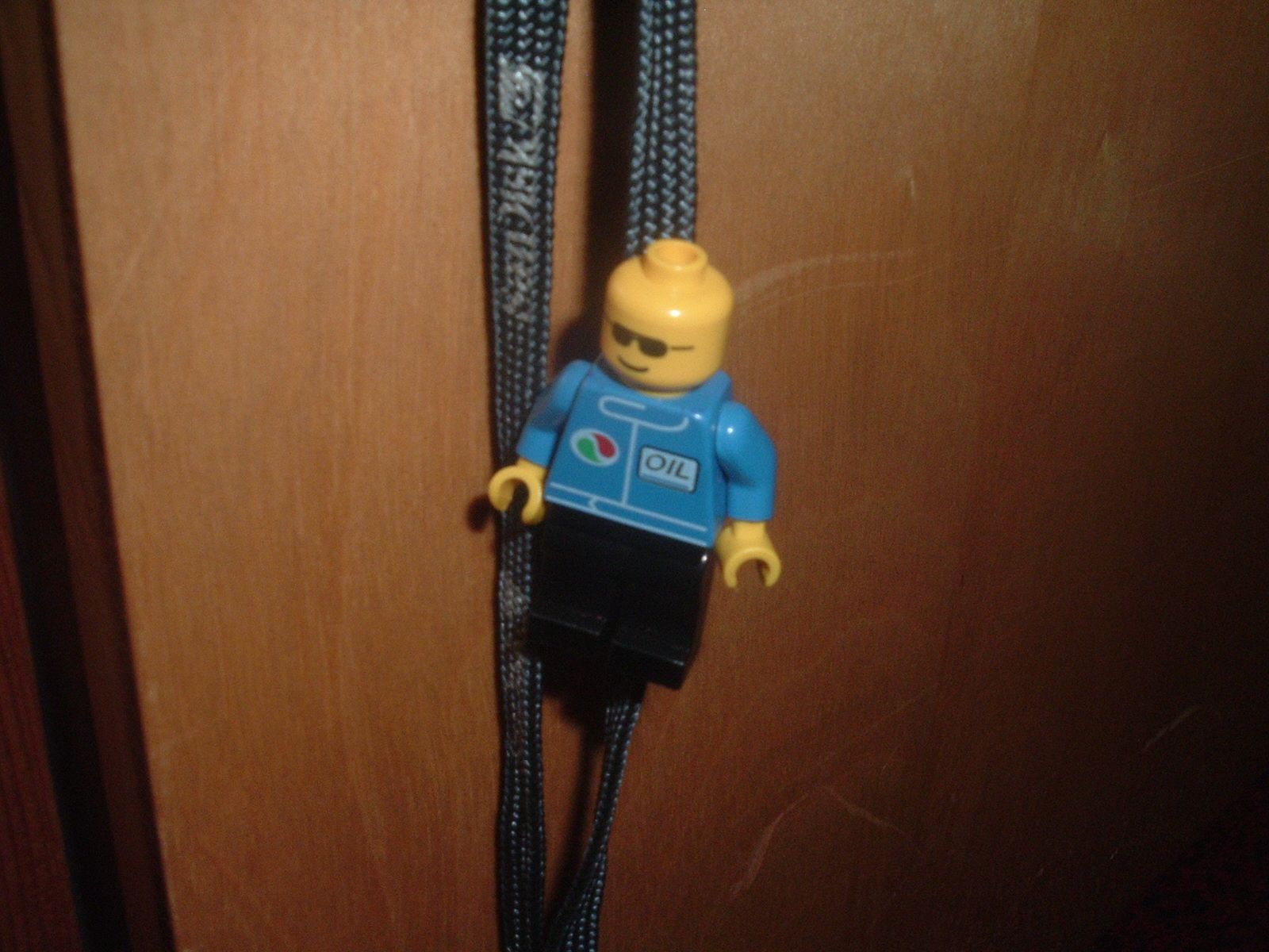 LEGO Man Keychain : 5 Steps - Instructables