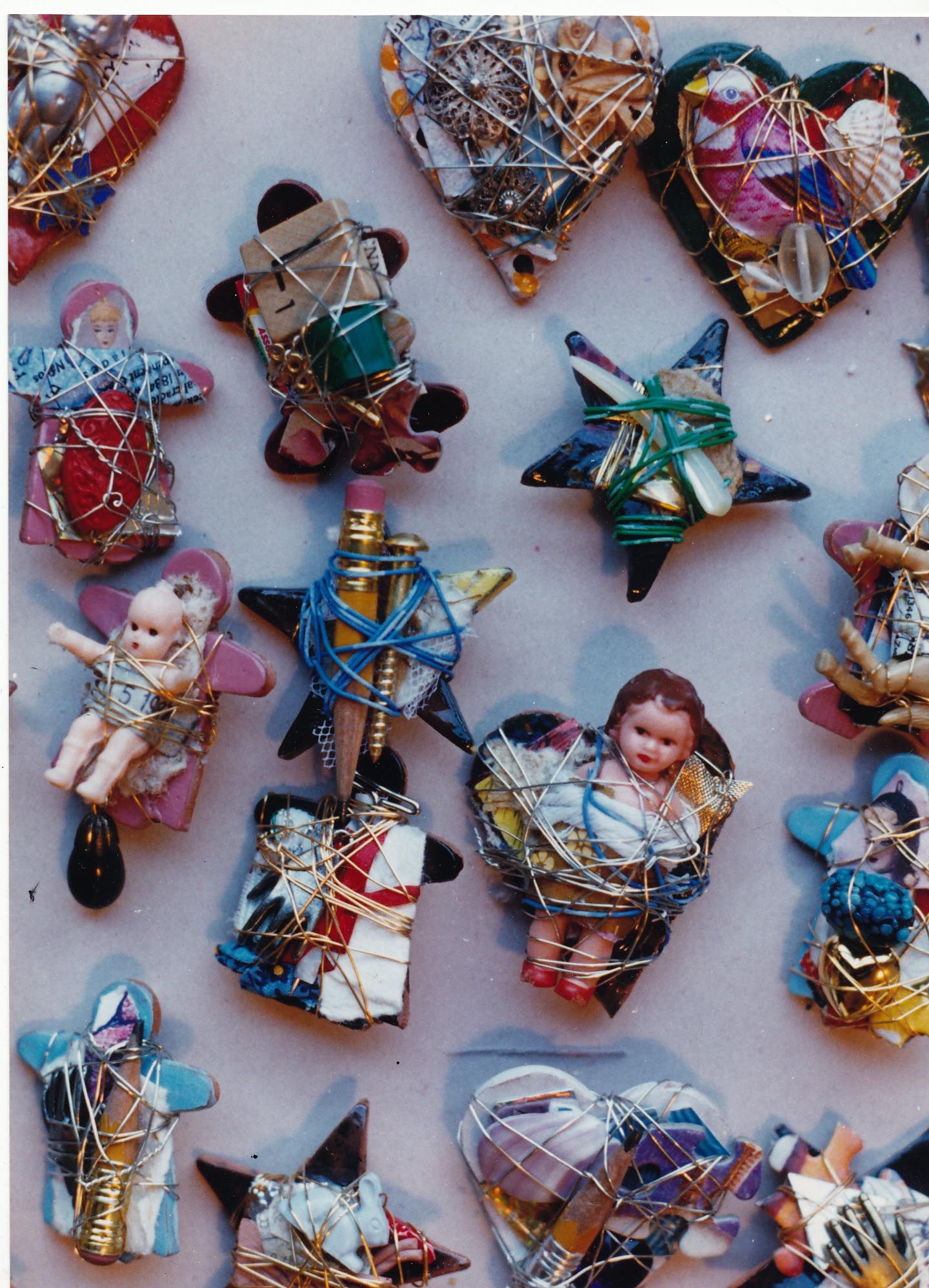 Collage a Brooch : 15 Steps (with Pictures) - Instructables