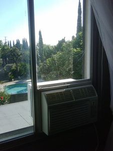 Installing A/C Unit Inside of a Horizontally Sliding Window. : 4 Steps ...