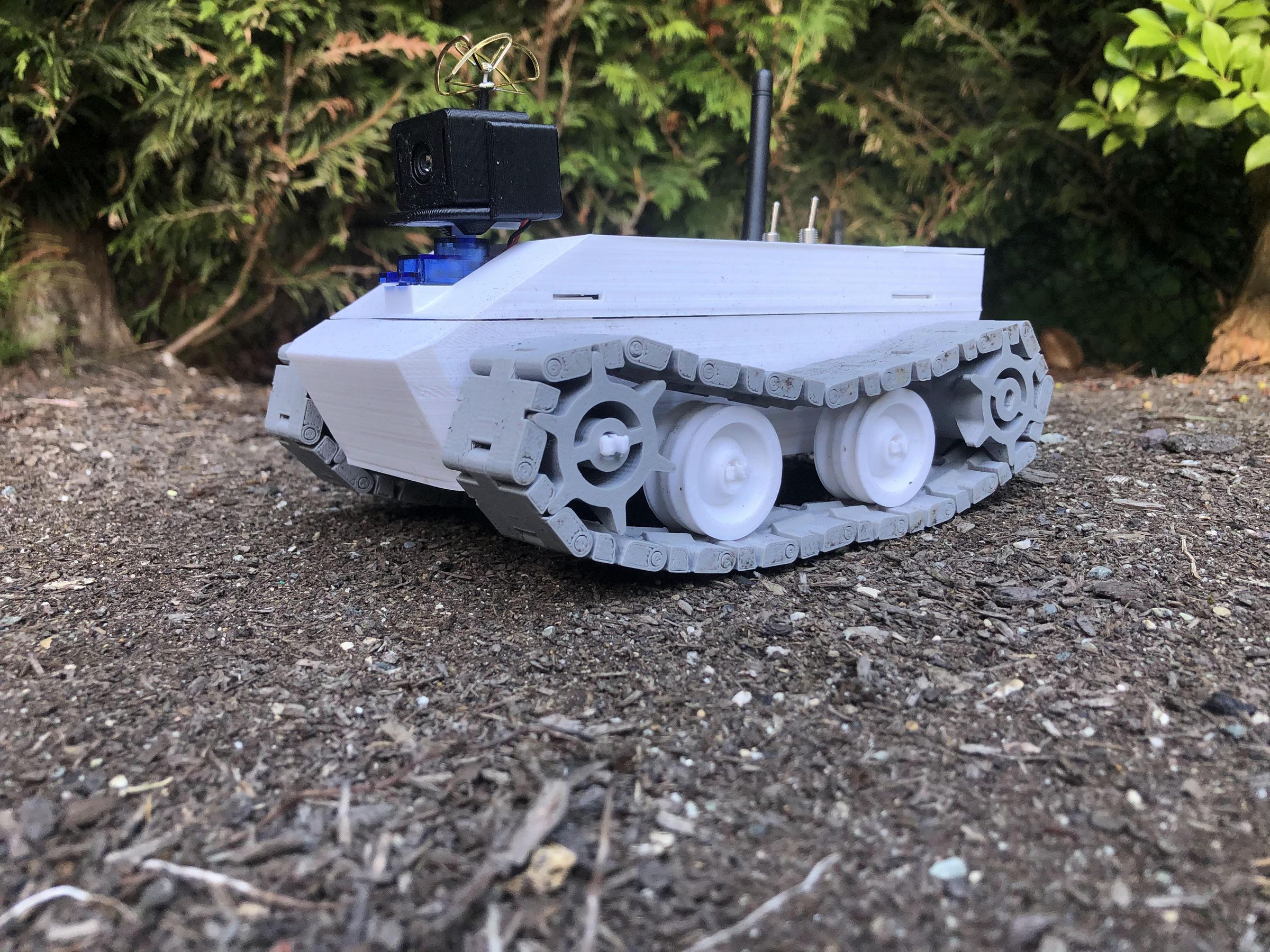 3D Printed Arduino FPV RC Tracked Car With Controller : 6 Steps (with ...