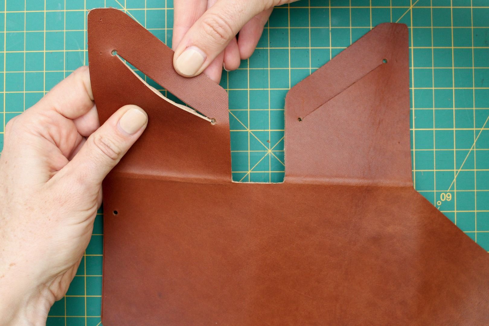 Leather Hardware: Rivets : 7 Steps - Instructables