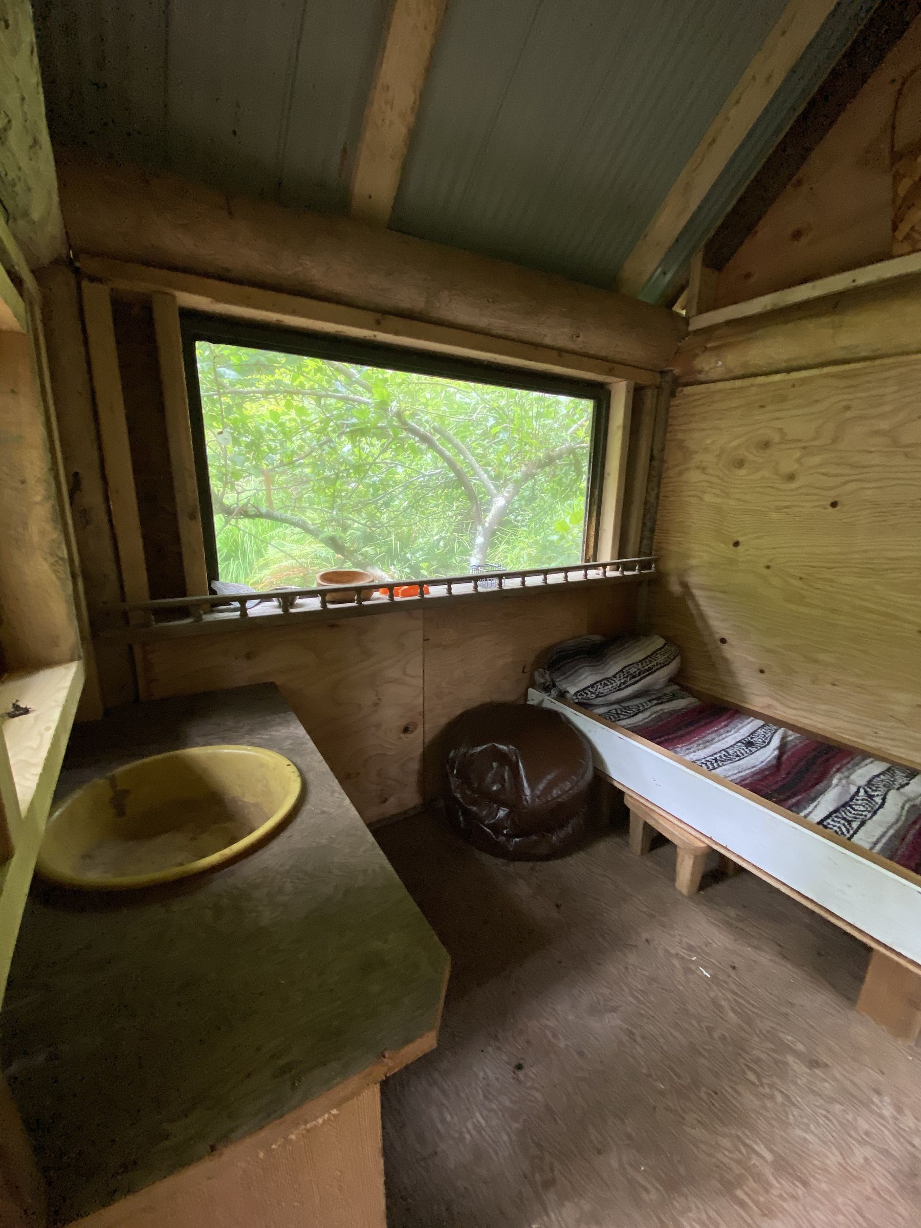 Rustic DIY Play House : 5 Steps (with Pictures) - Instructables