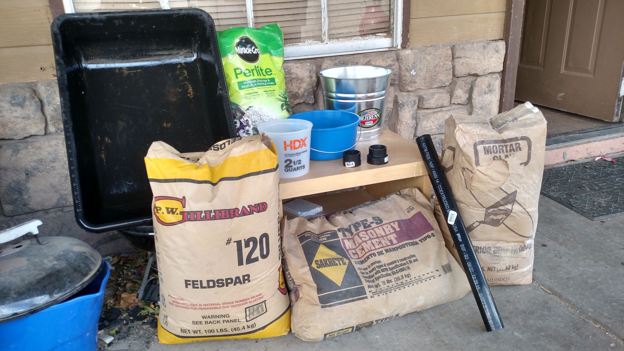 The Mini Steel Bucket Foundry. : 4 Steps (with Pictures) - Instructables