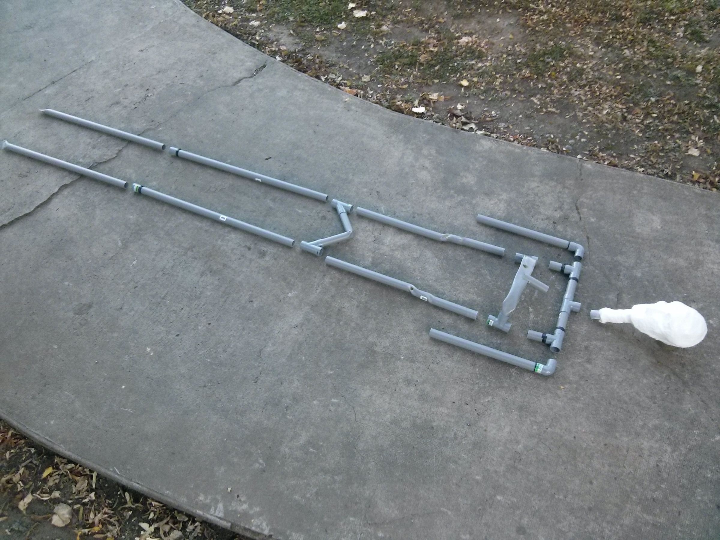 Low-cost / High-scare Slender Man : 5 Steps (with Pictures) - Instructables