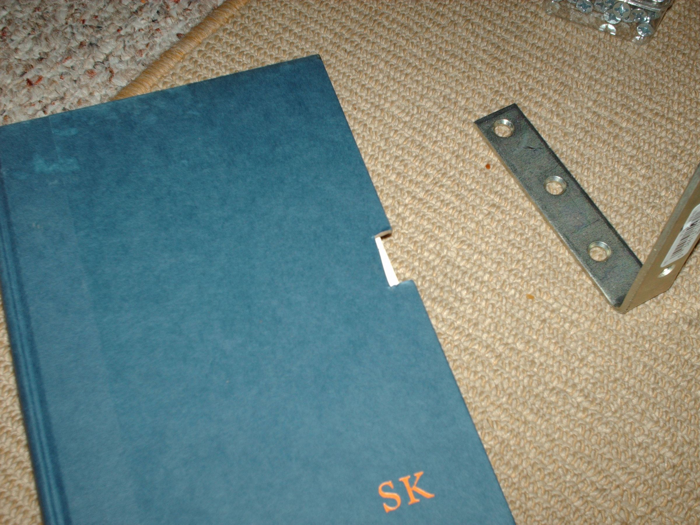 Invisible Book Shelf : 9 Steps (with Pictures) - Instructables