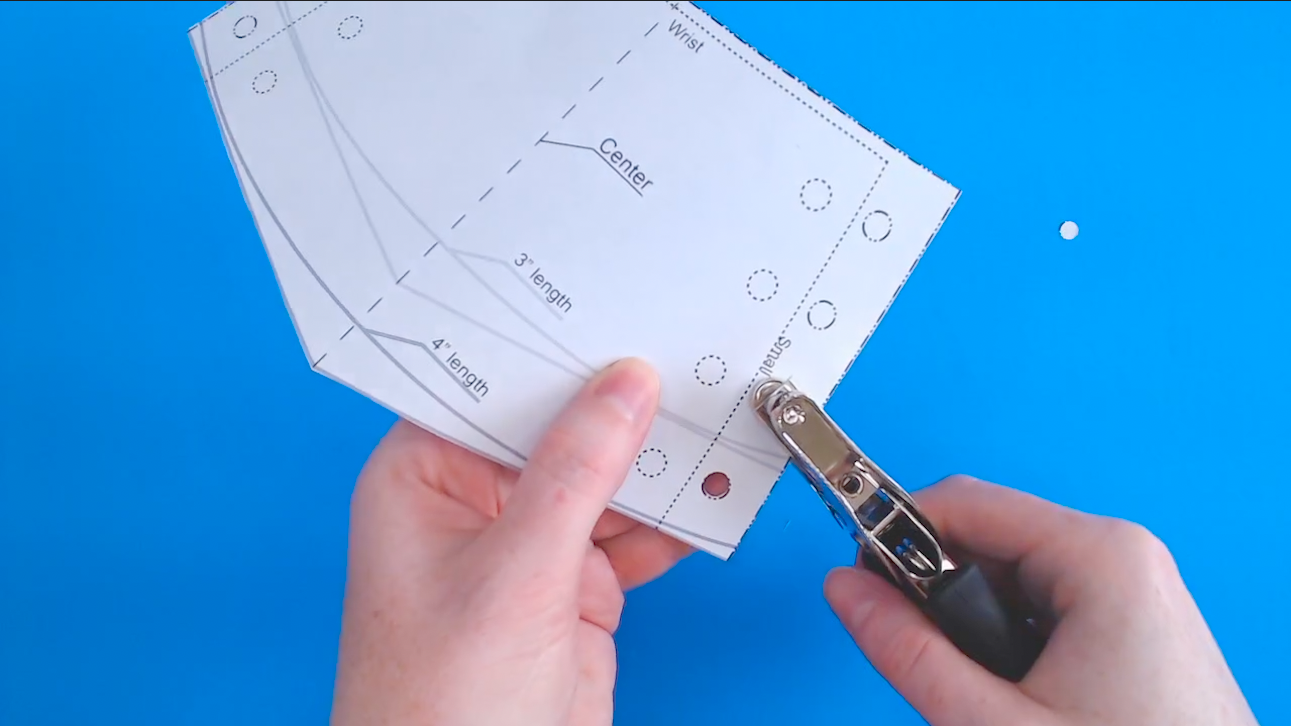 Customizable Bracers/Arm Guards : 7 Steps (with Pictures) - Instructables