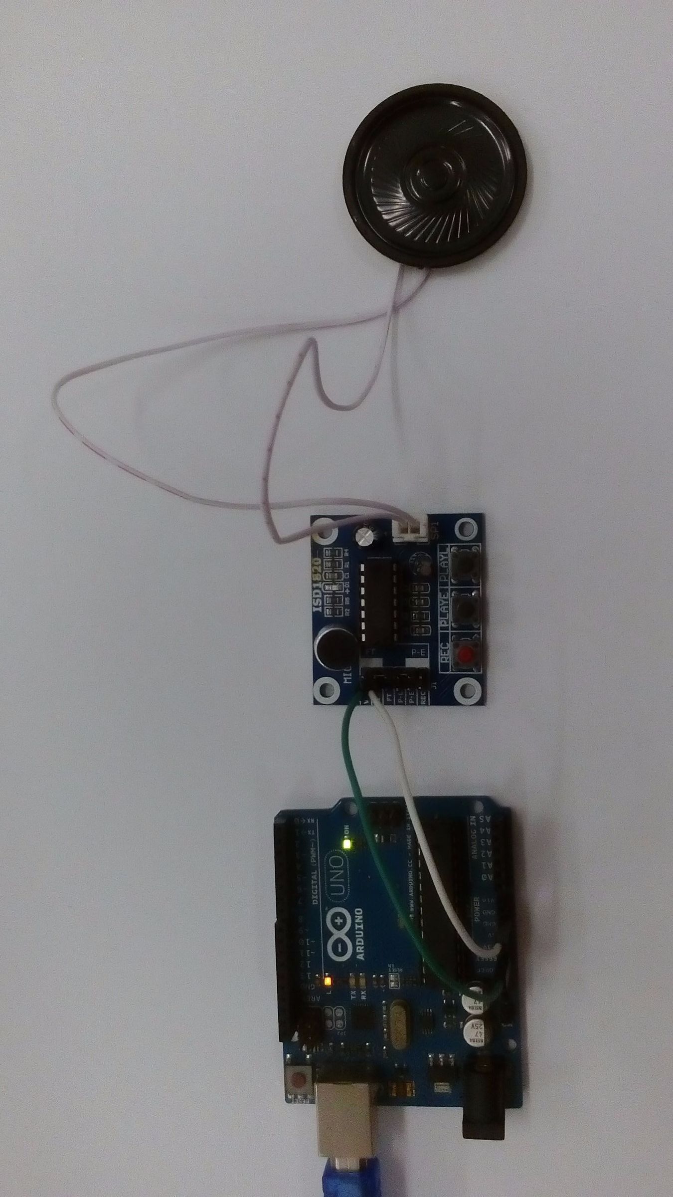 HOW TO USE ISD1820 VOICE RECORDER AND PLAYER : 6 Steps - Instructables