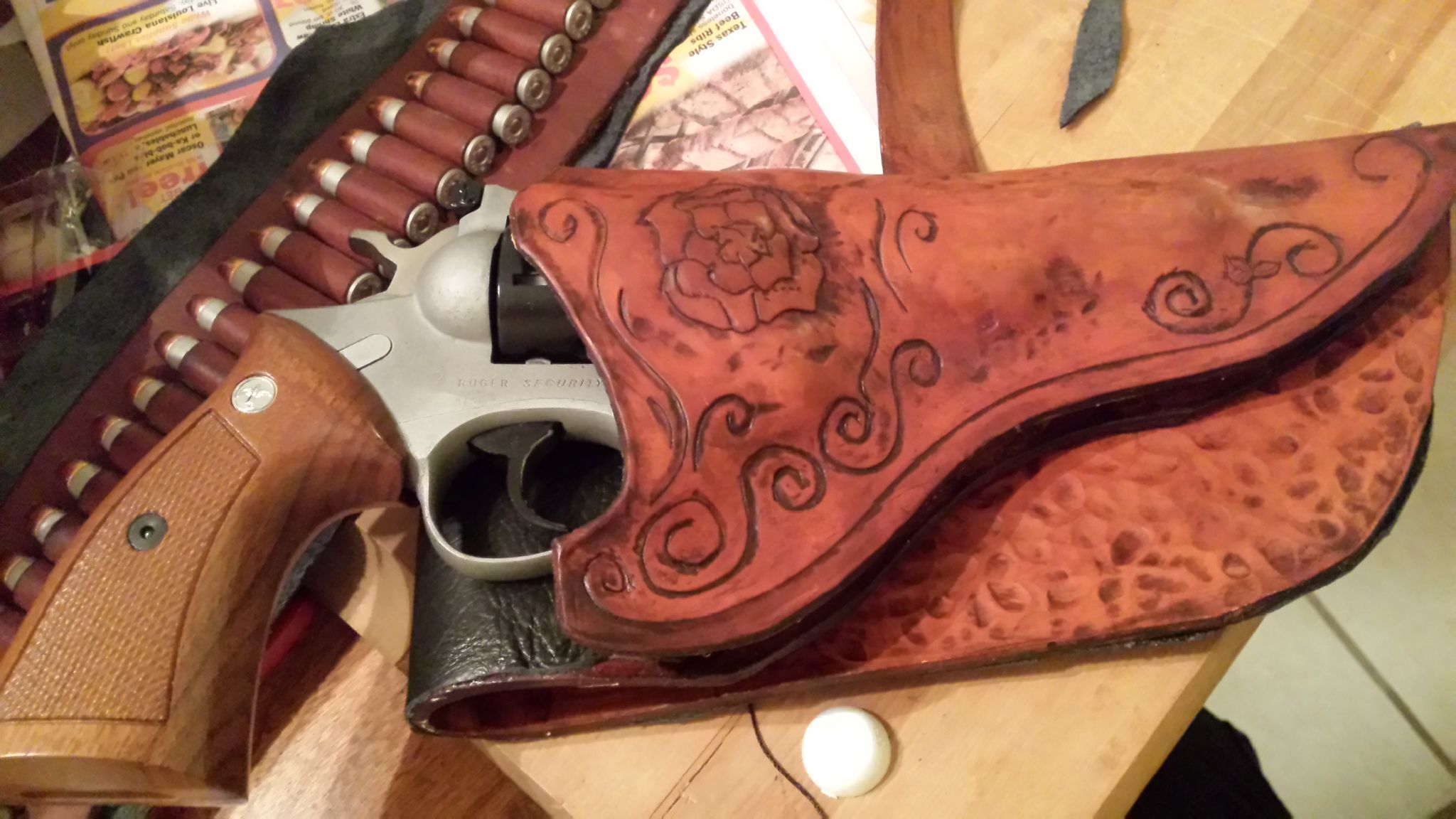 Cowboy / Western Style Leather Holster : 9 Steps (with Pictures ...