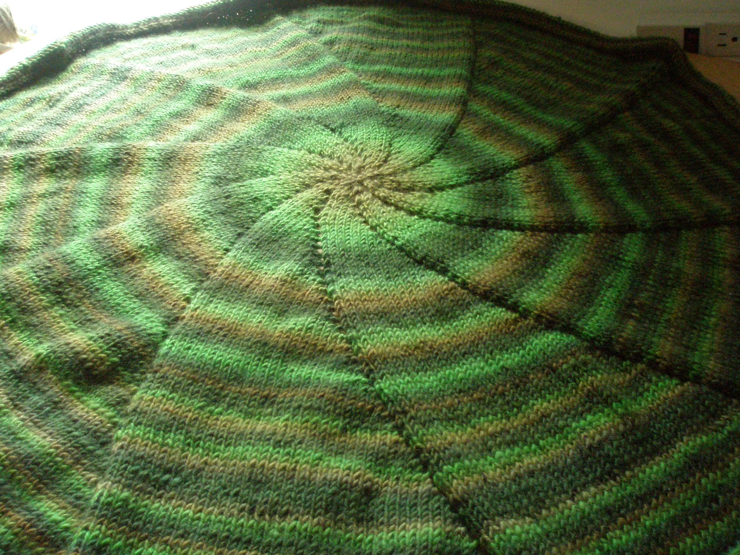 Circular Blanket Knitted in the Round : 5 Steps (with Pictures ...