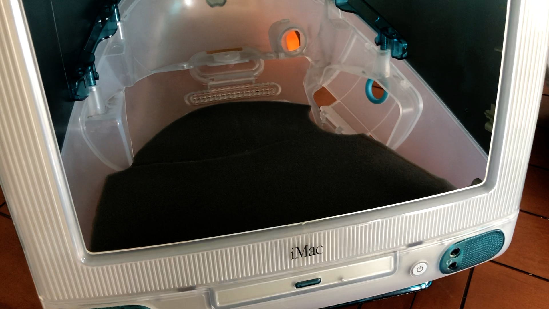 IMac Cat Bed : 7 Steps (with Pictures) - Instructables