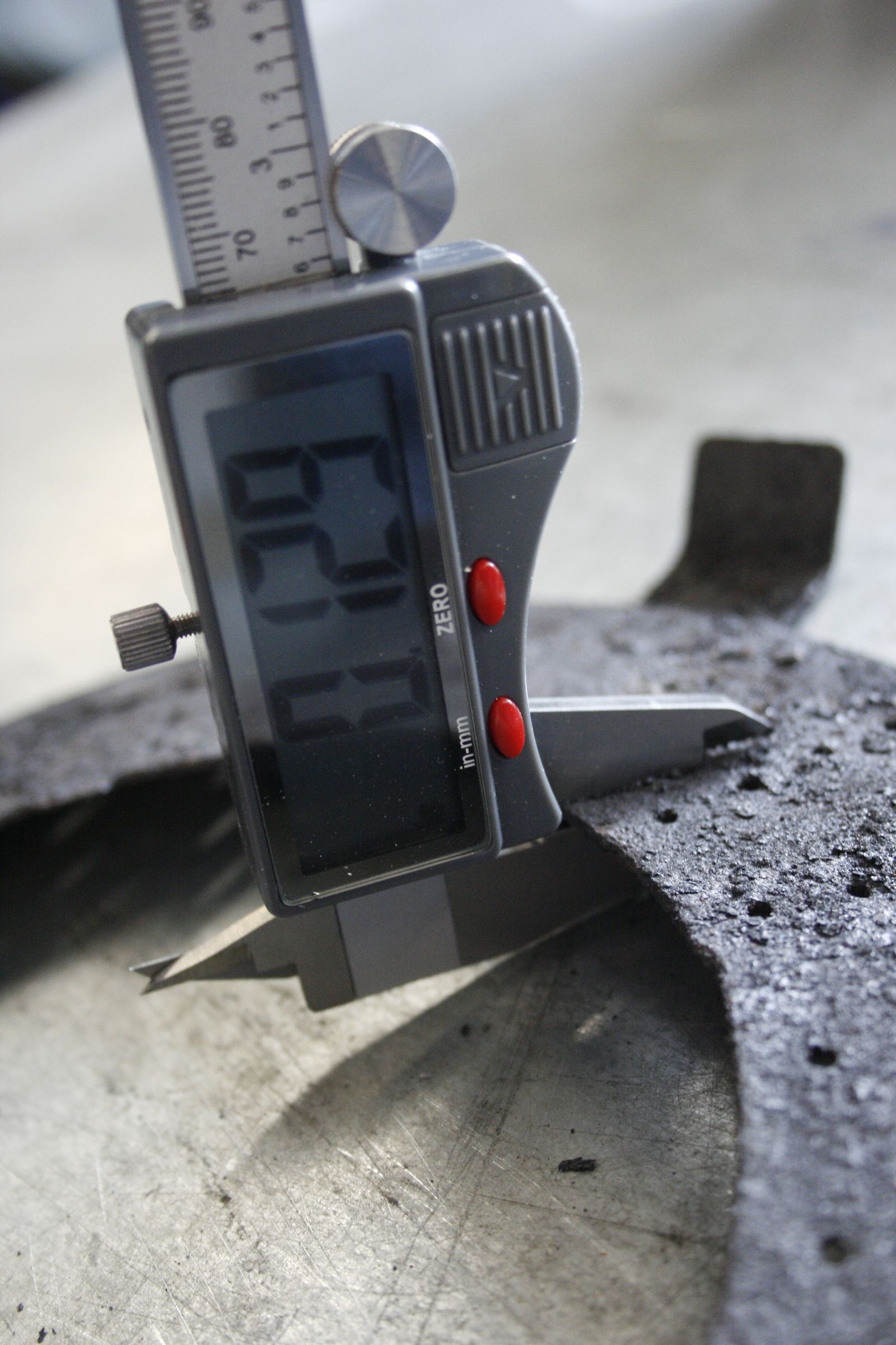 Quick-Fix Welding for a Broken BBQ Grill : 12 Steps (with Pictures ...