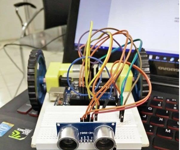 Obstacle Avoiding Robot Arduino 5 Steps With Pictures Instructables