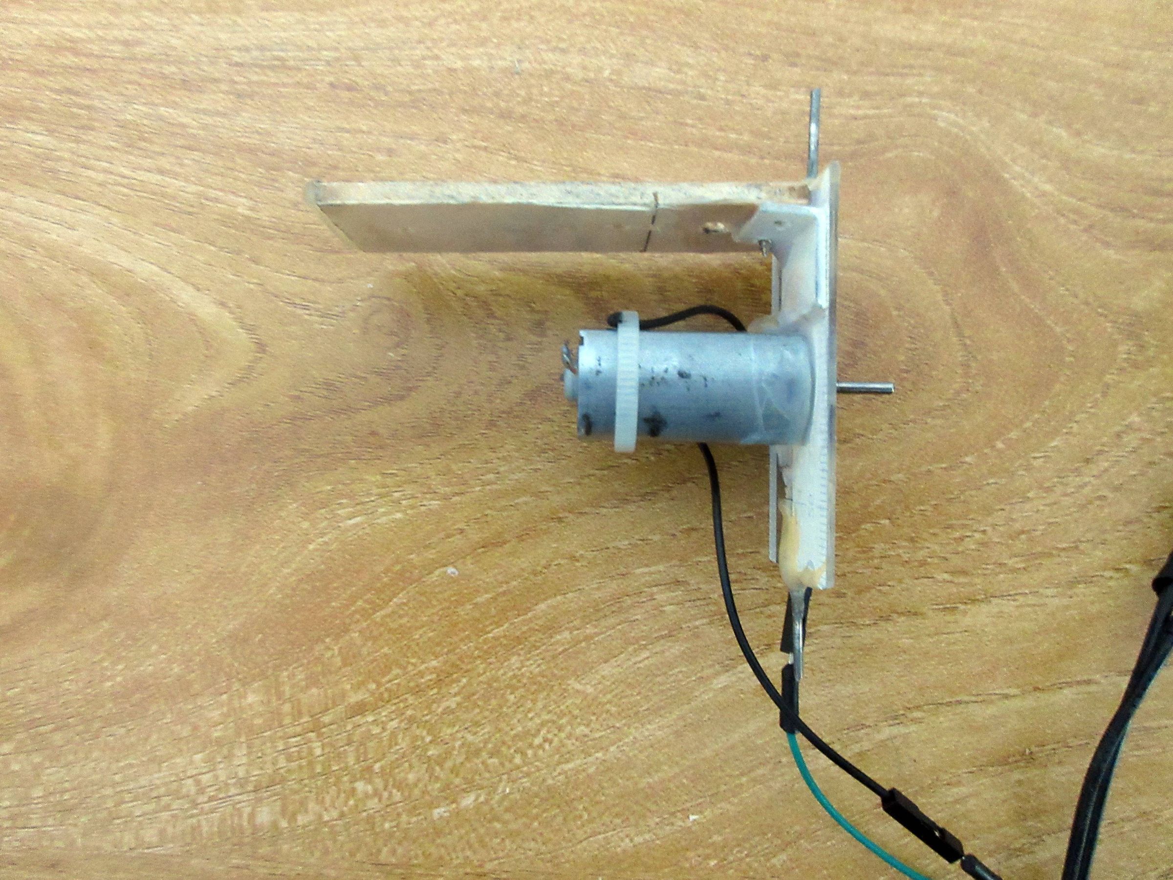 Make a Self Balancing Gyroscope on Two Legs : 4 Steps - Instructables