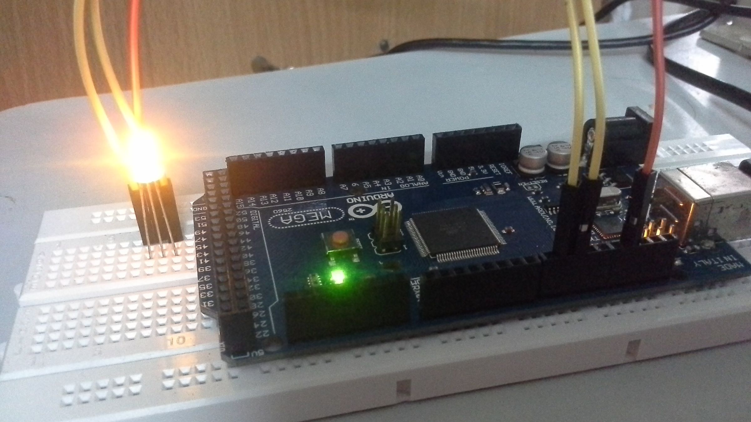 A Beginner Arduino Project: Tri Colour by a Bi Colour LED : 3 Steps ...