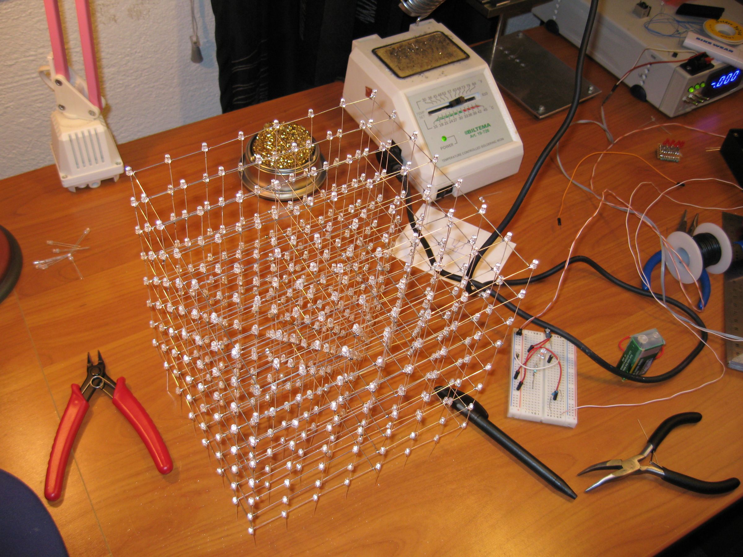 LED Cube 8x8x8 : 72 Steps (with Pictures) - Instructables