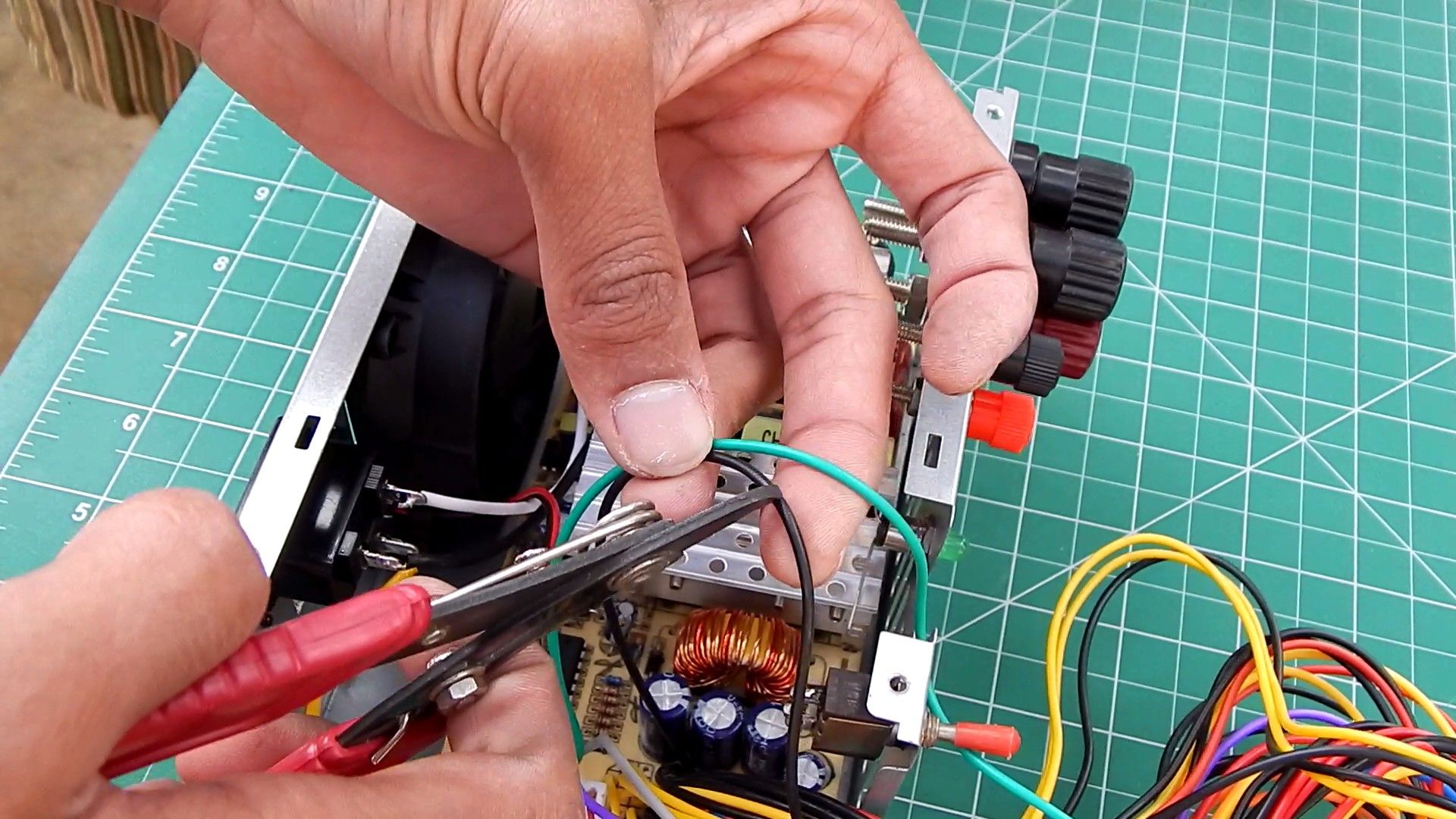 DIY Bench Power Supply With Old Computer SMPS : 13 Steps (with Pictures ...