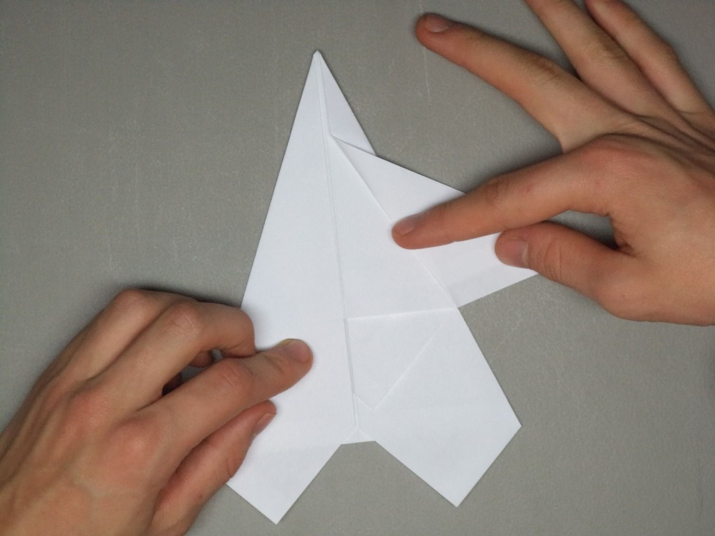How to Fold an Origami F-16 Plane : 18 Steps (with Pictures ...