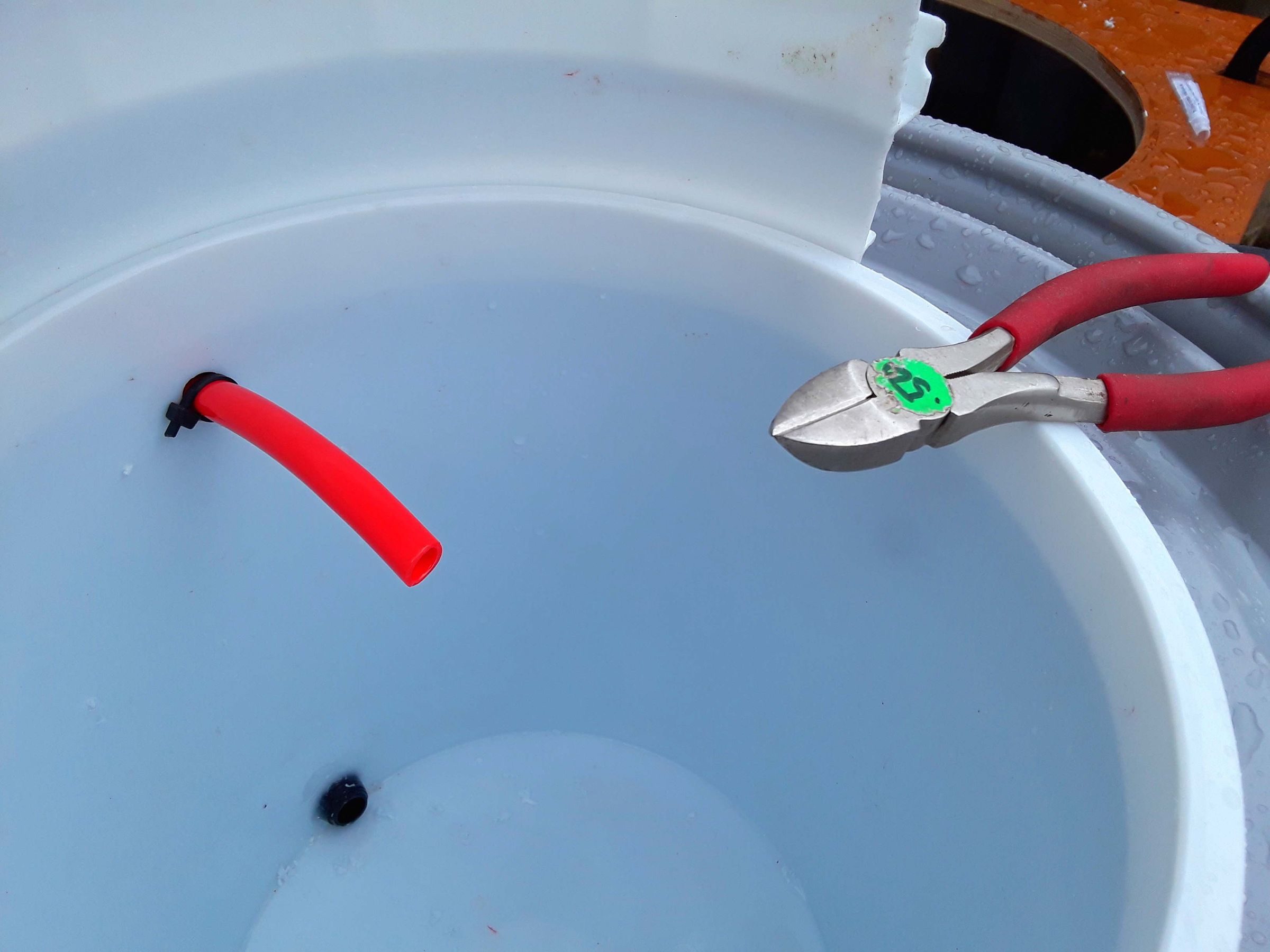 How to Build a Portable Hand Washing Station : 33 Steps (with Pictures ...