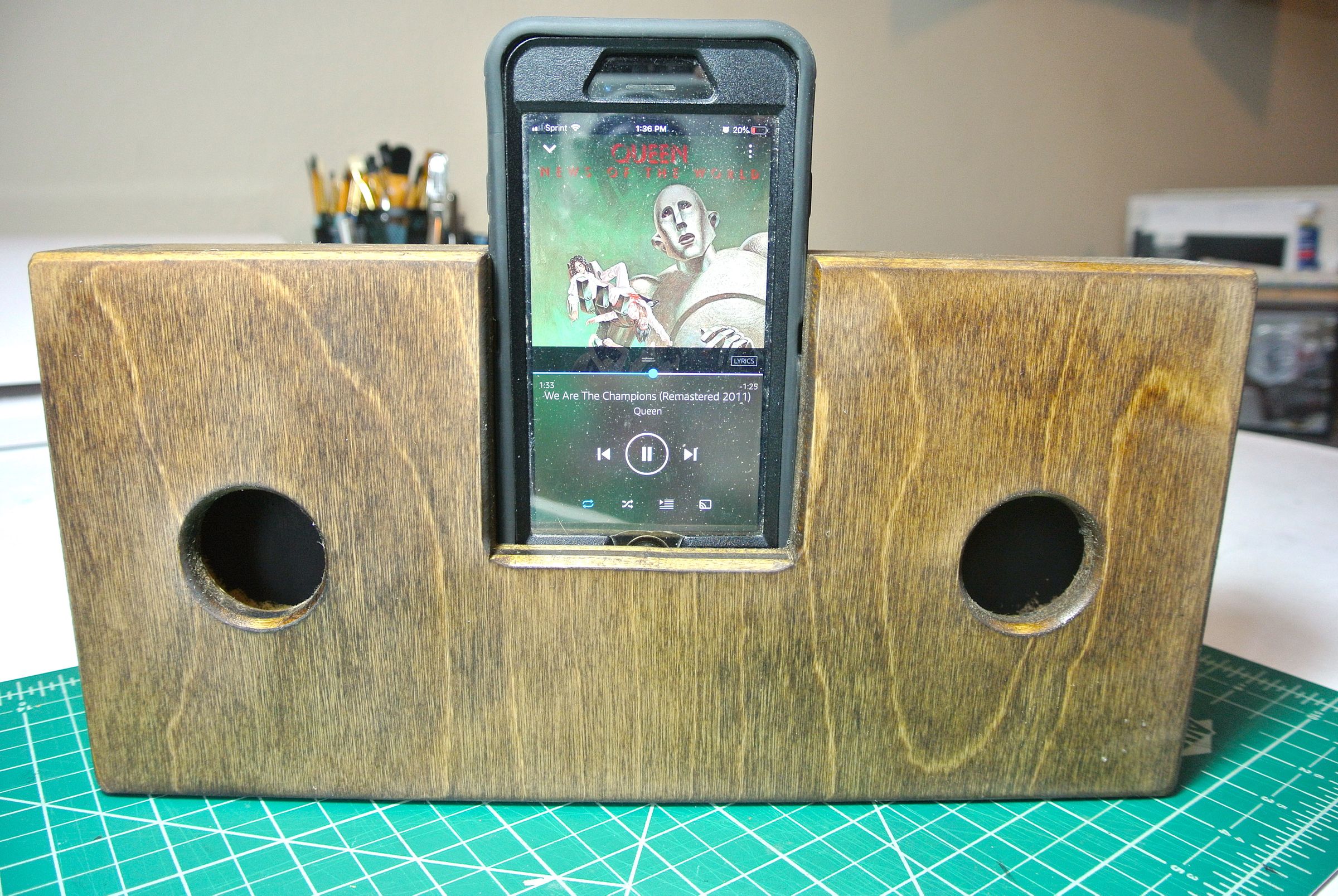 The dictator phone sound amplifier