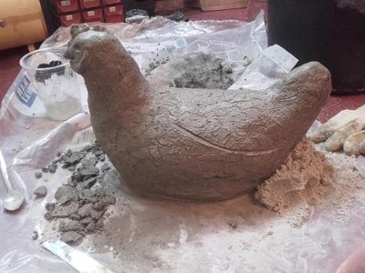 Several Methods to Use Cement to Make Concrete Chickens : 13 Steps ...