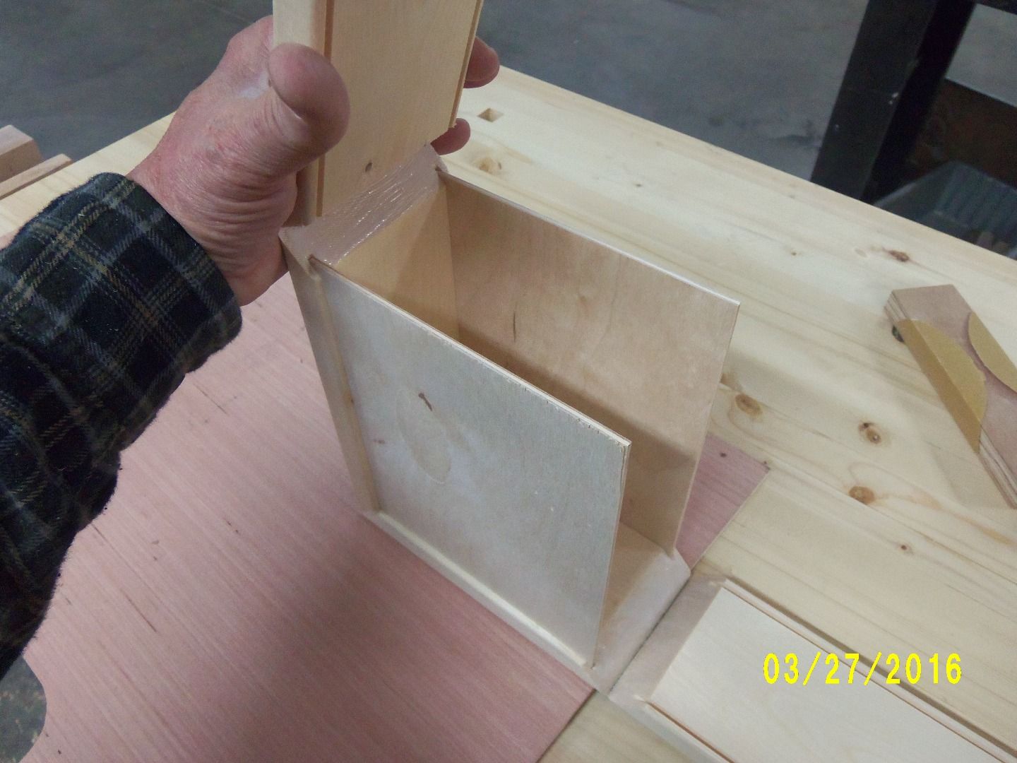 The Easiest Way to Build a Box! : 6 Steps (with Pictures) - Instructables