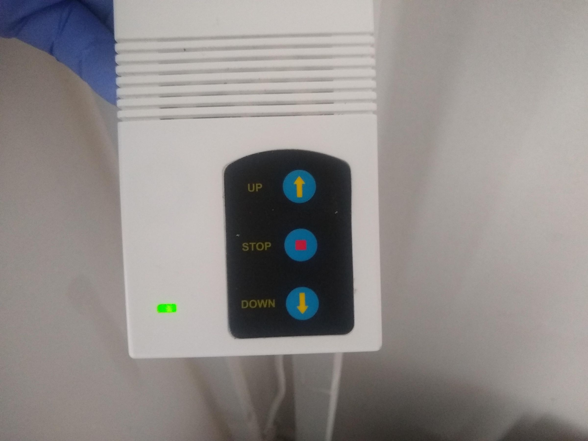 Electric Projection Screen Lost Remote Mod : 5 Steps - Instructables