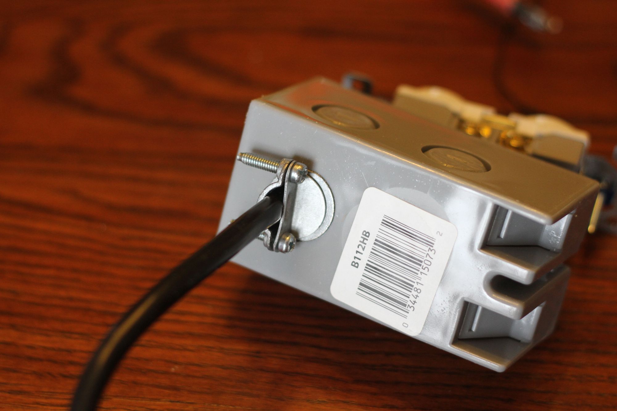 Desktop Power Outlet : 6 Steps (with Pictures) - Instructables