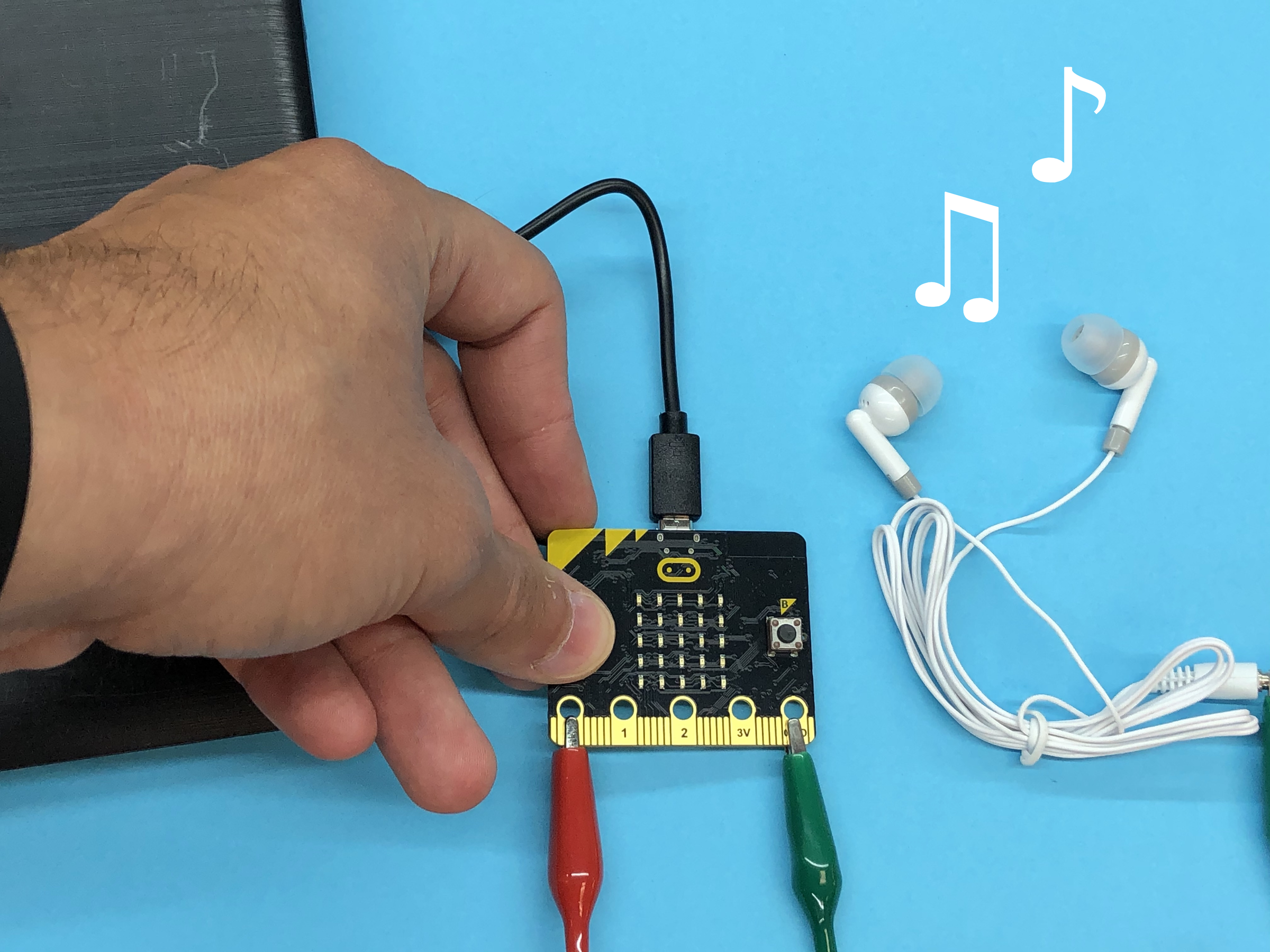 Hack Your Headphones - Micro:Bit : 15 Steps (with Pictures) - Instructables