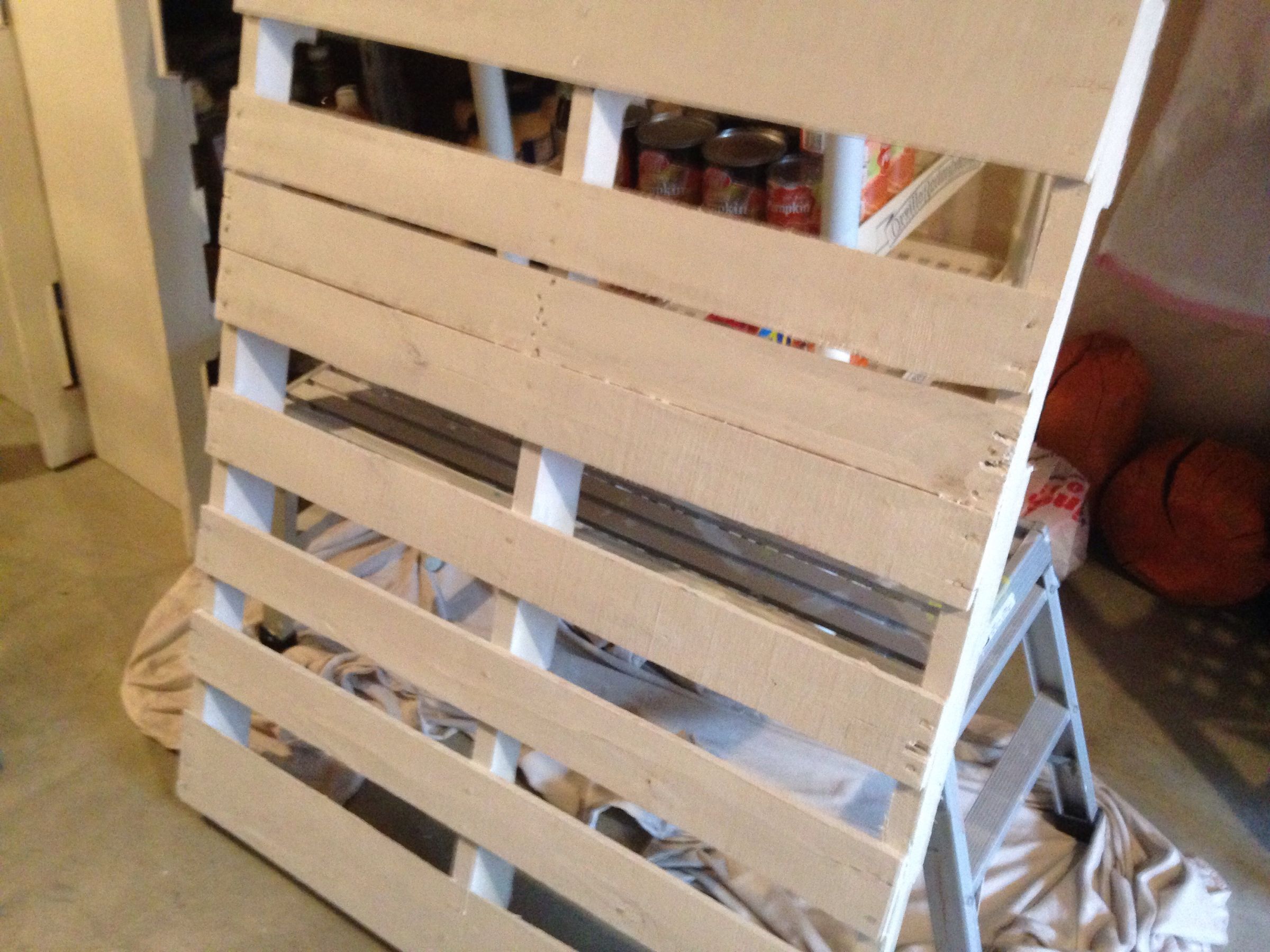 Pallet Bed : 6 Steps - Instructables
