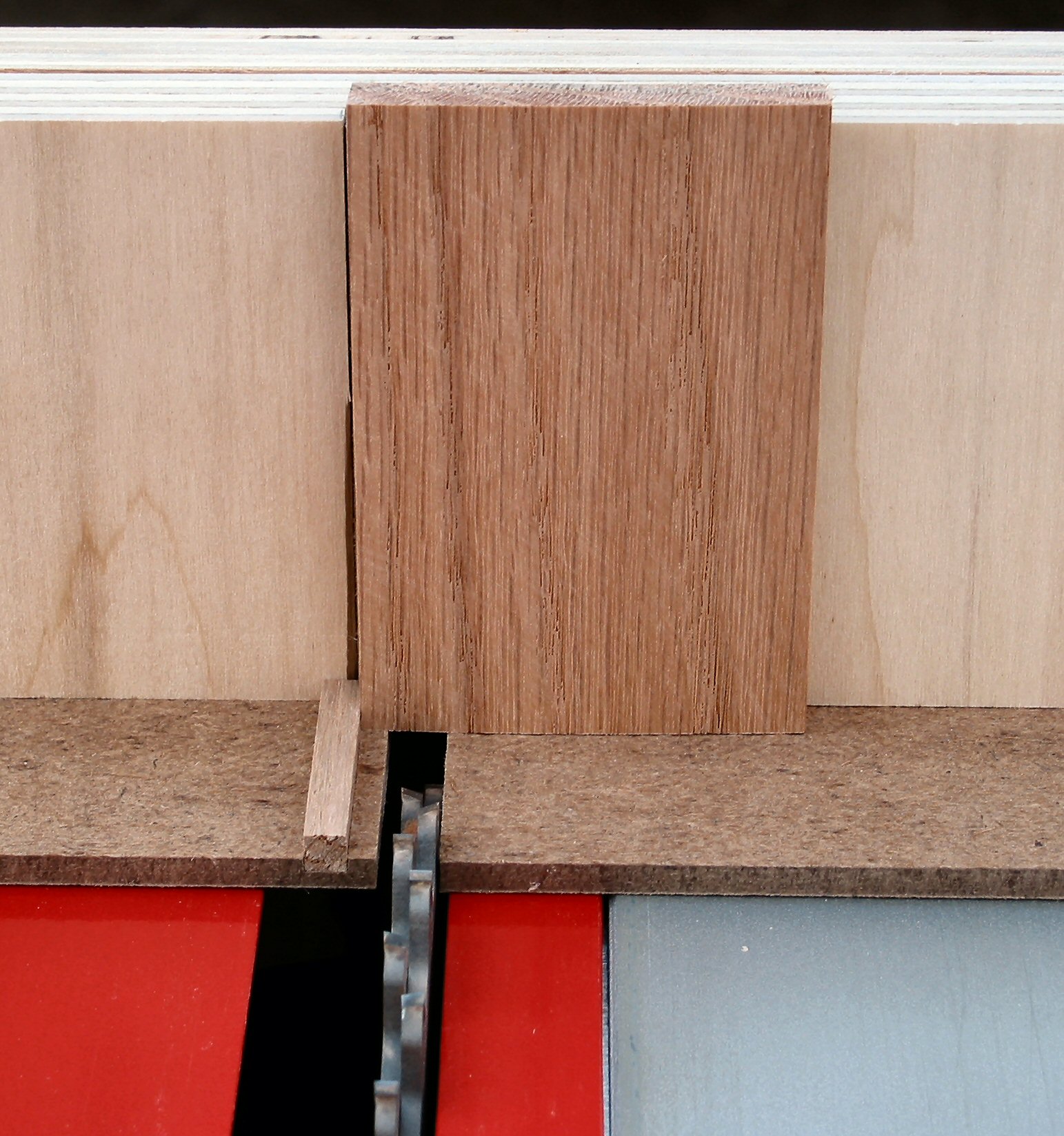 Oak Jewelry Box Featuring Box Joint Construction : 9 Steps (with ...