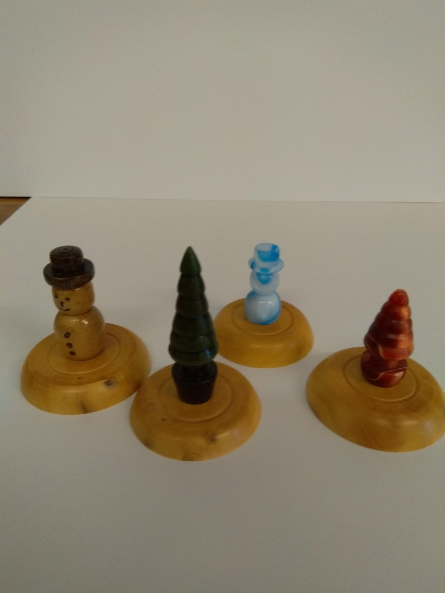 Colorful Christmas Carousel : 13 Steps - Instructables