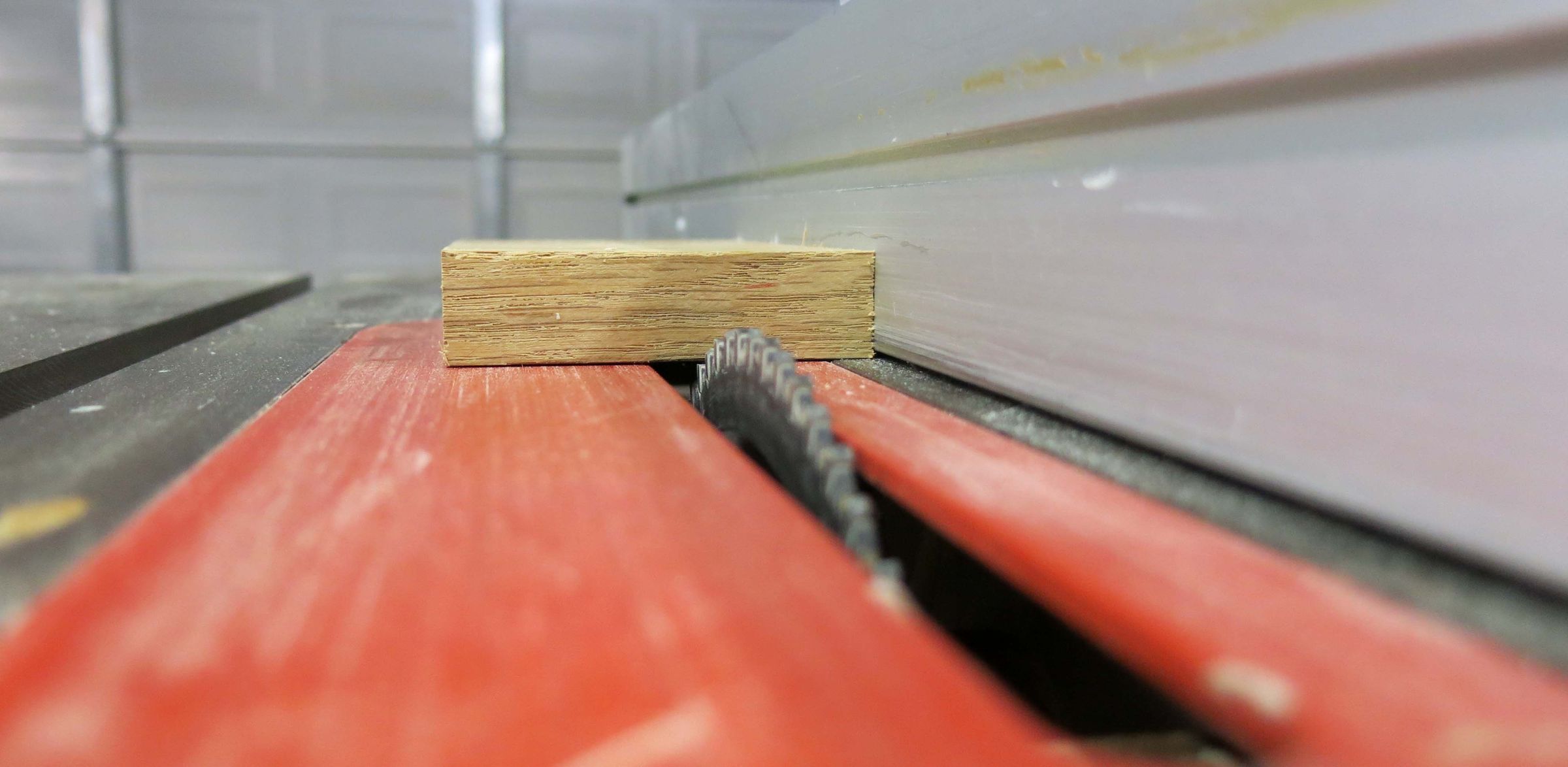 DIY Wooden Phone Stand : 7 Steps - Instructables