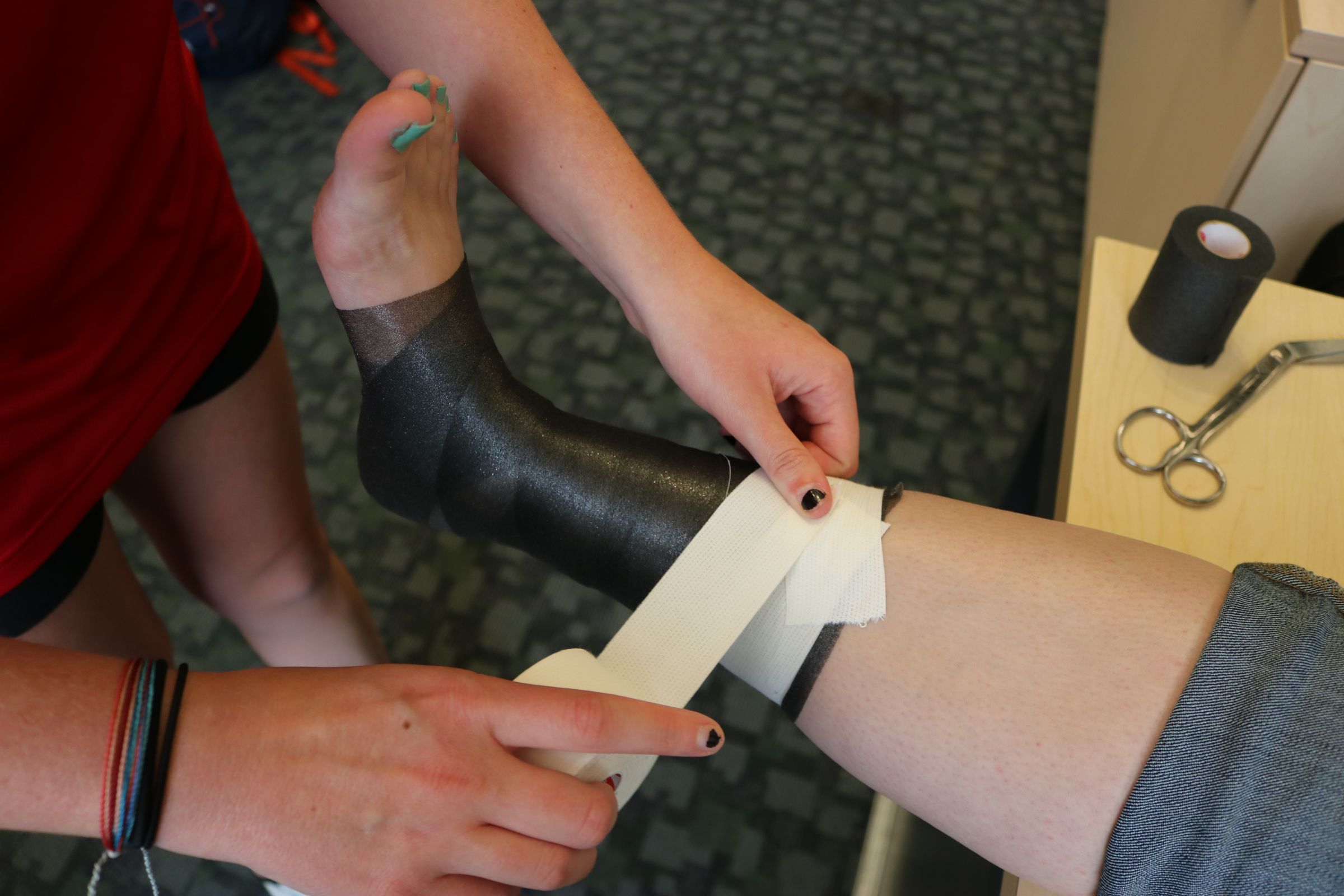 Ankle Taping Made Easy : 17 Steps (with Pictures) - Instructables