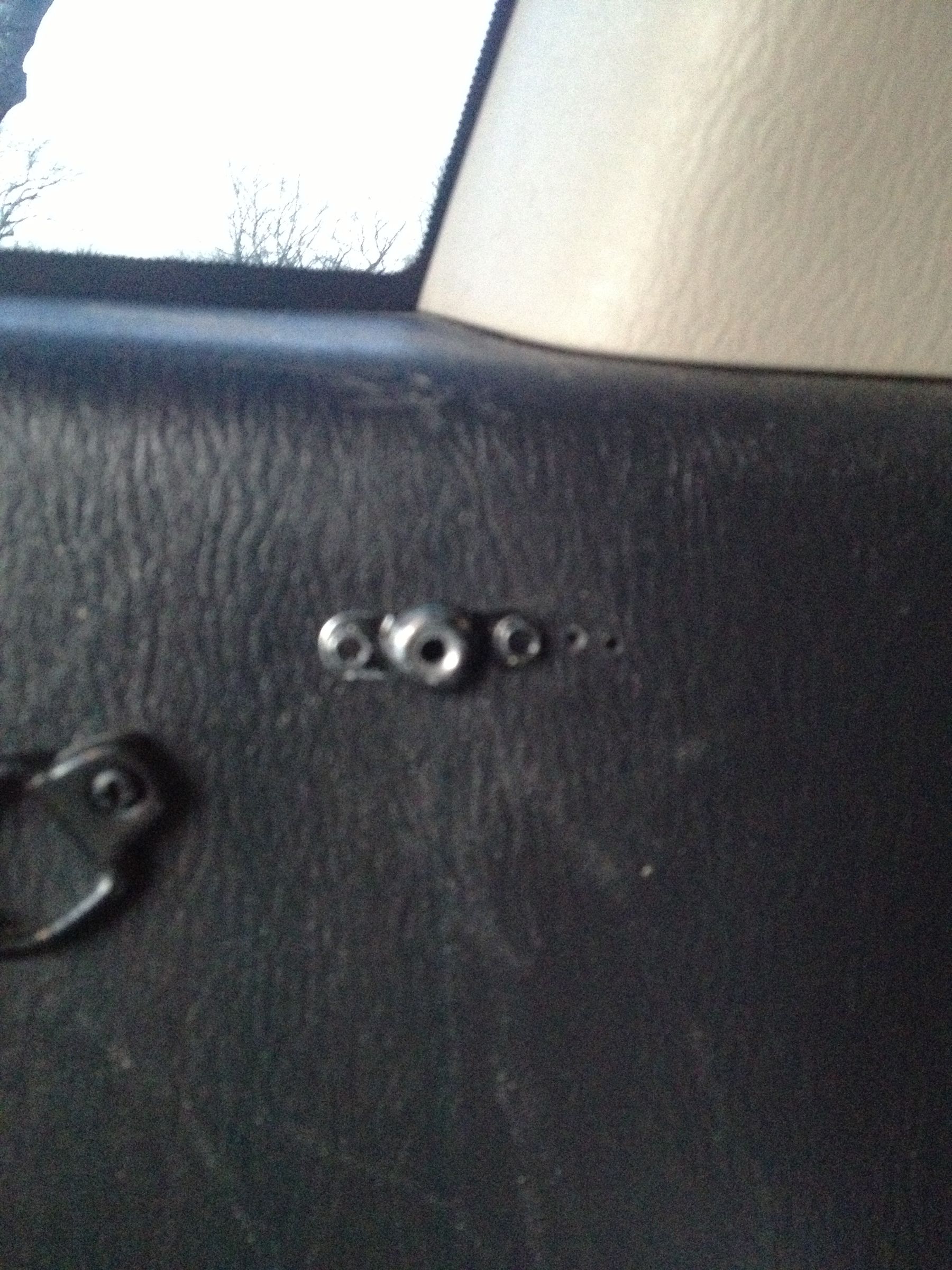 DIY Cargo Screen : 4 Steps - Instructables