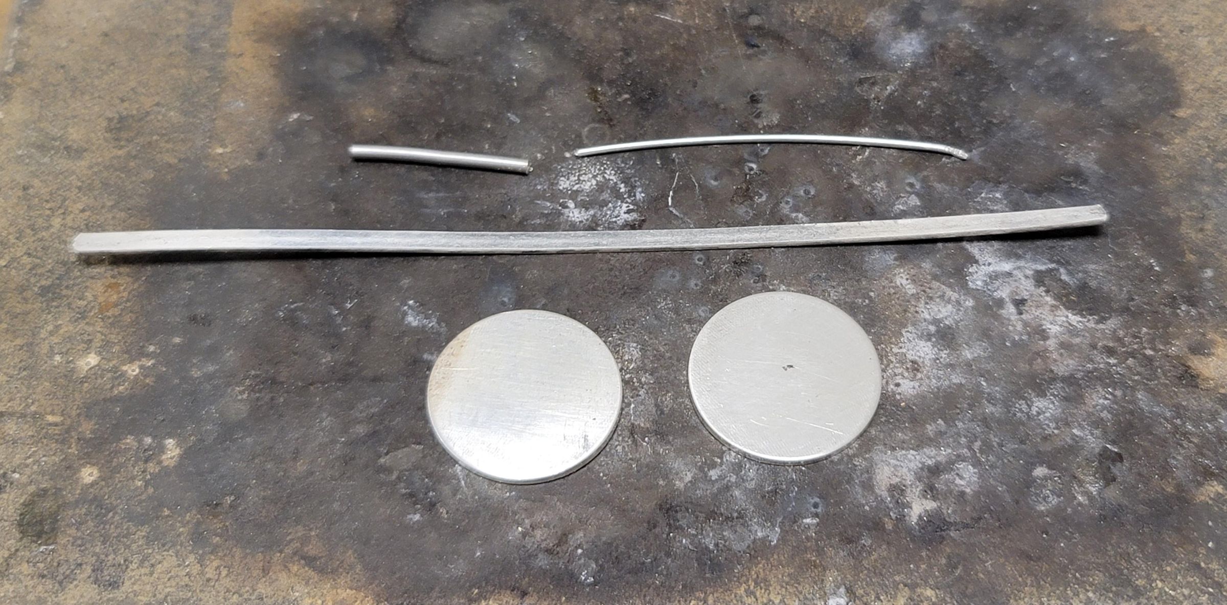 Secret Compartment Ring : 6 Steps (with Pictures) - Instructables