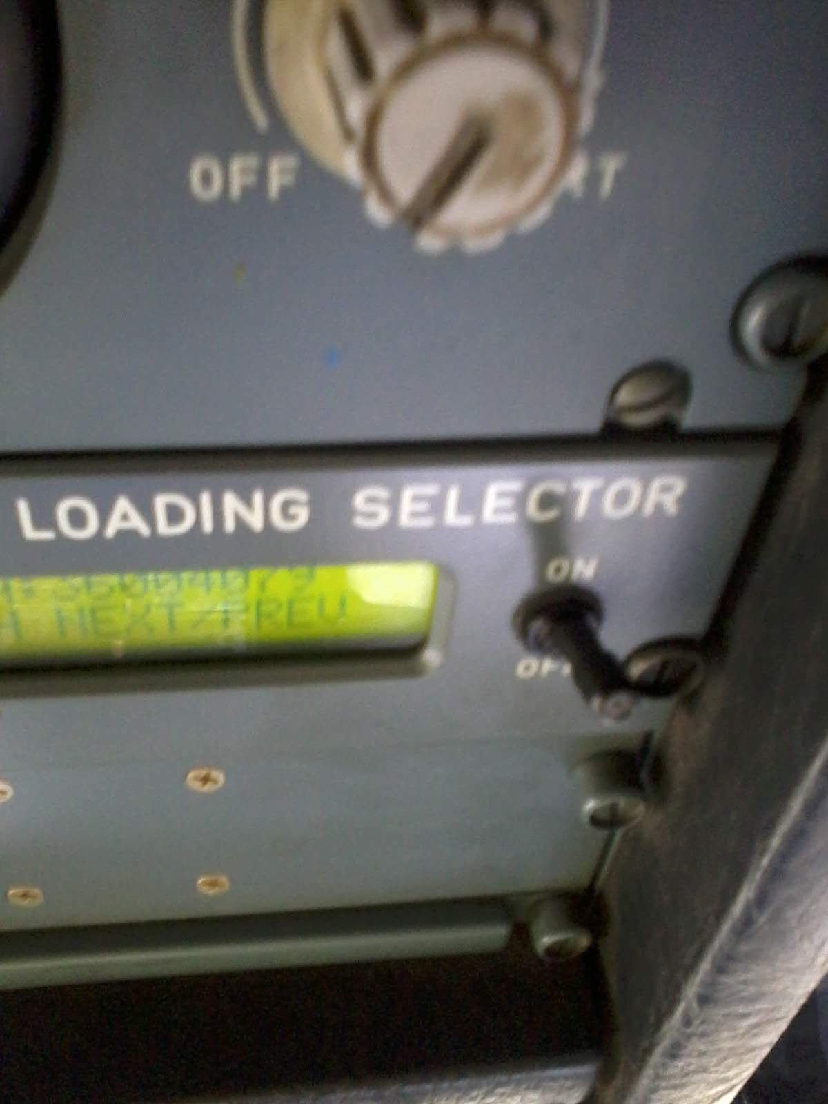 A320 NAV Database Update : 4 Steps (with Pictures) - Instructables