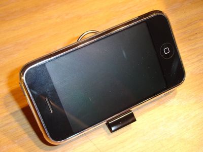 Simple IPhone/iPod Touch Stand From 2 Binder Clips : 4 Steps - Instructables