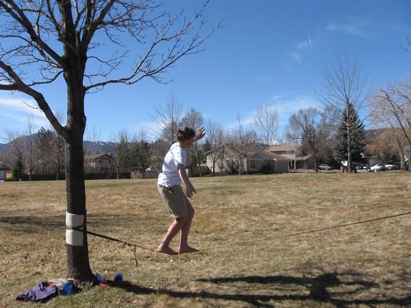 Set-Up a Slackline : 8 Steps (with Pictures) - Instructables