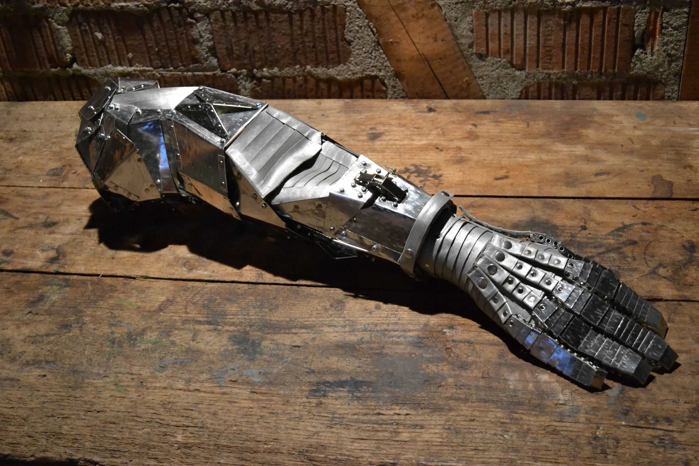 How to Build a Metal Arm : 6 Steps (with Pictures) - Instructables